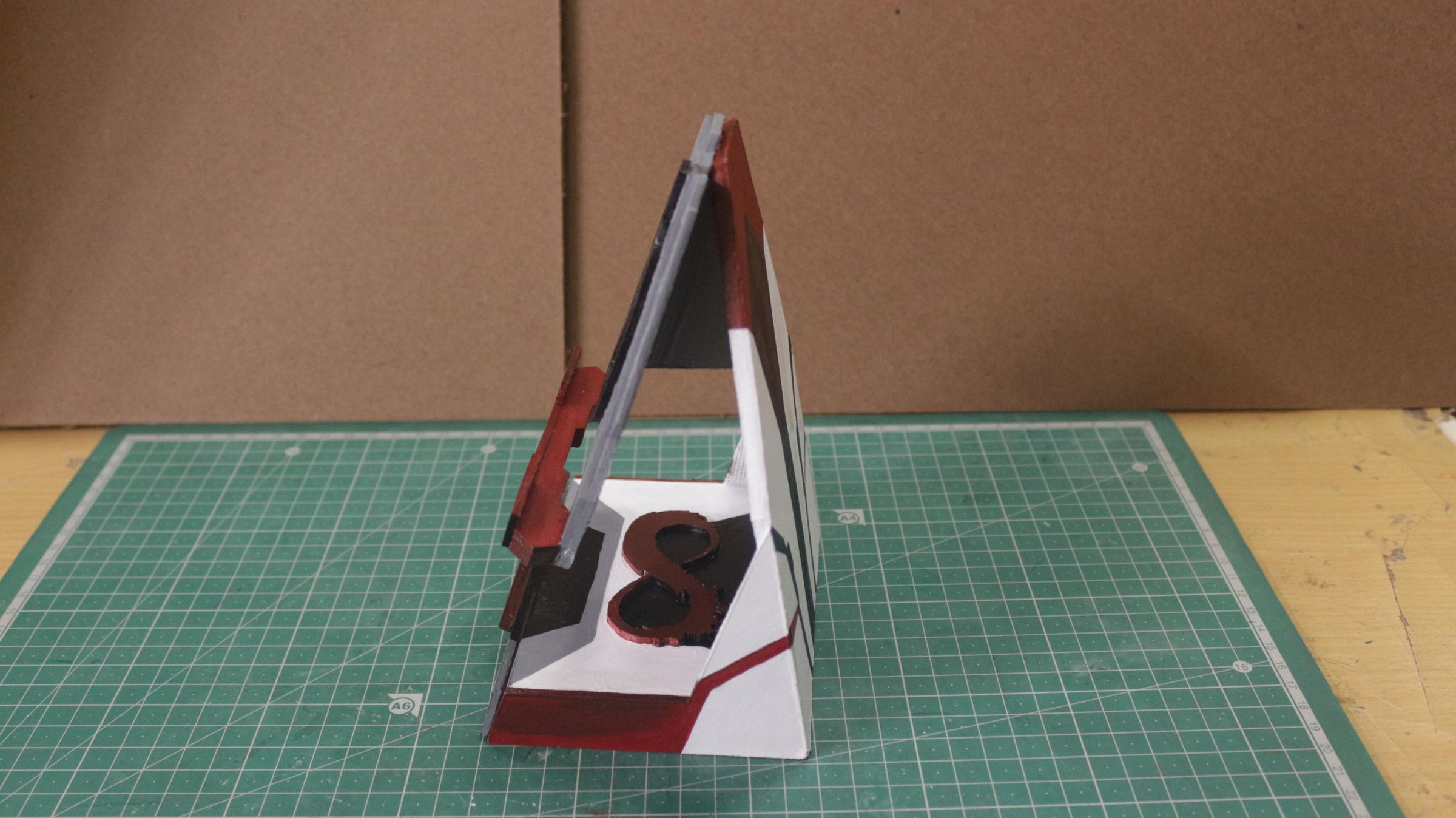 Easy Avengers Smartphone Stand : 14 Steps (with Pictures) - Instructables