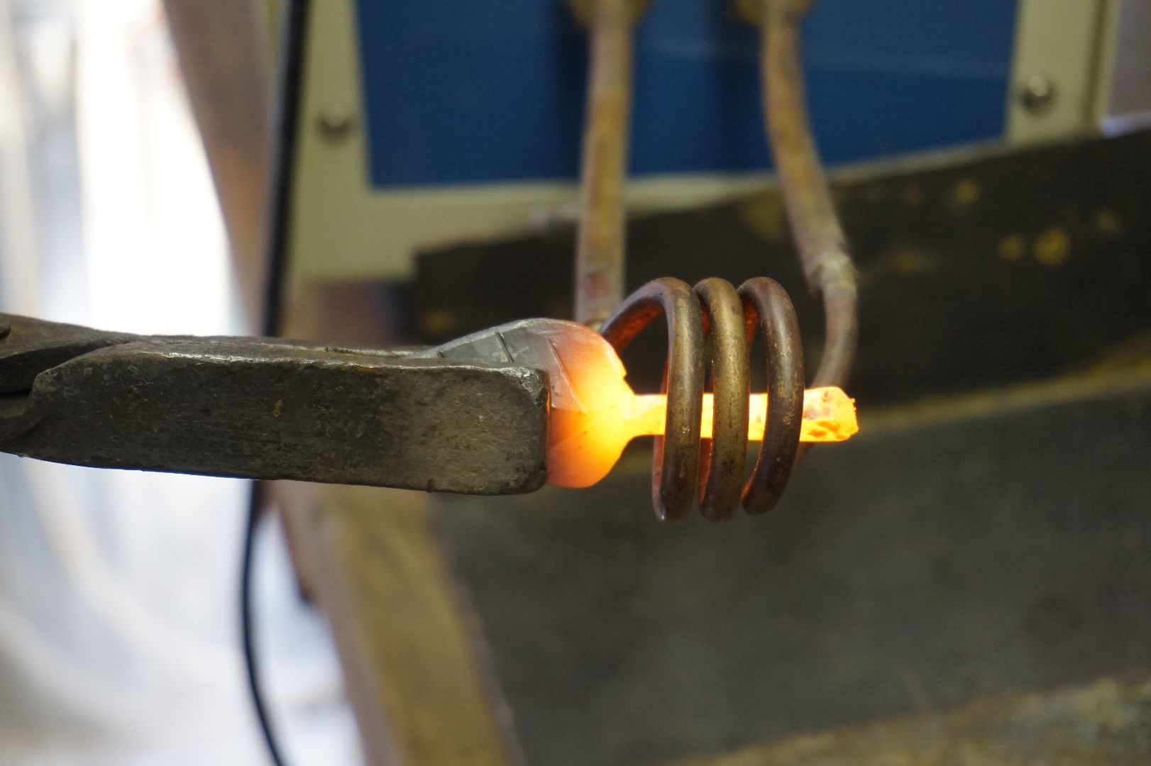 Forging a Leaf : 12 Steps (with Pictures) - Instructables