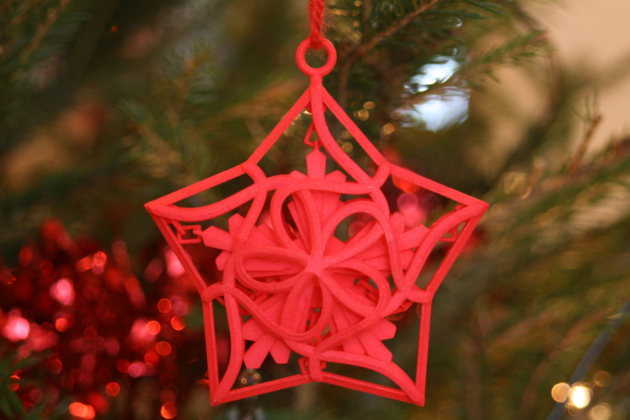Technologically Advanced Christmas Tree Decorations!!! - Instructables