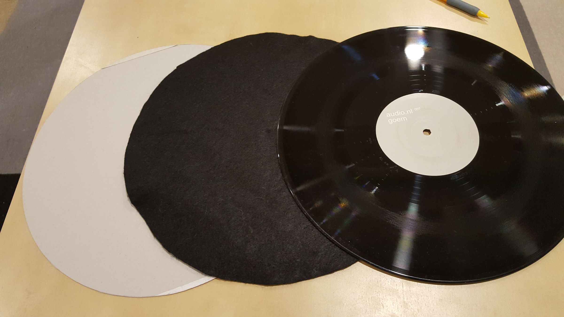 Slipmat for Record Player : 7 Steps (with Pictures) - Instructables