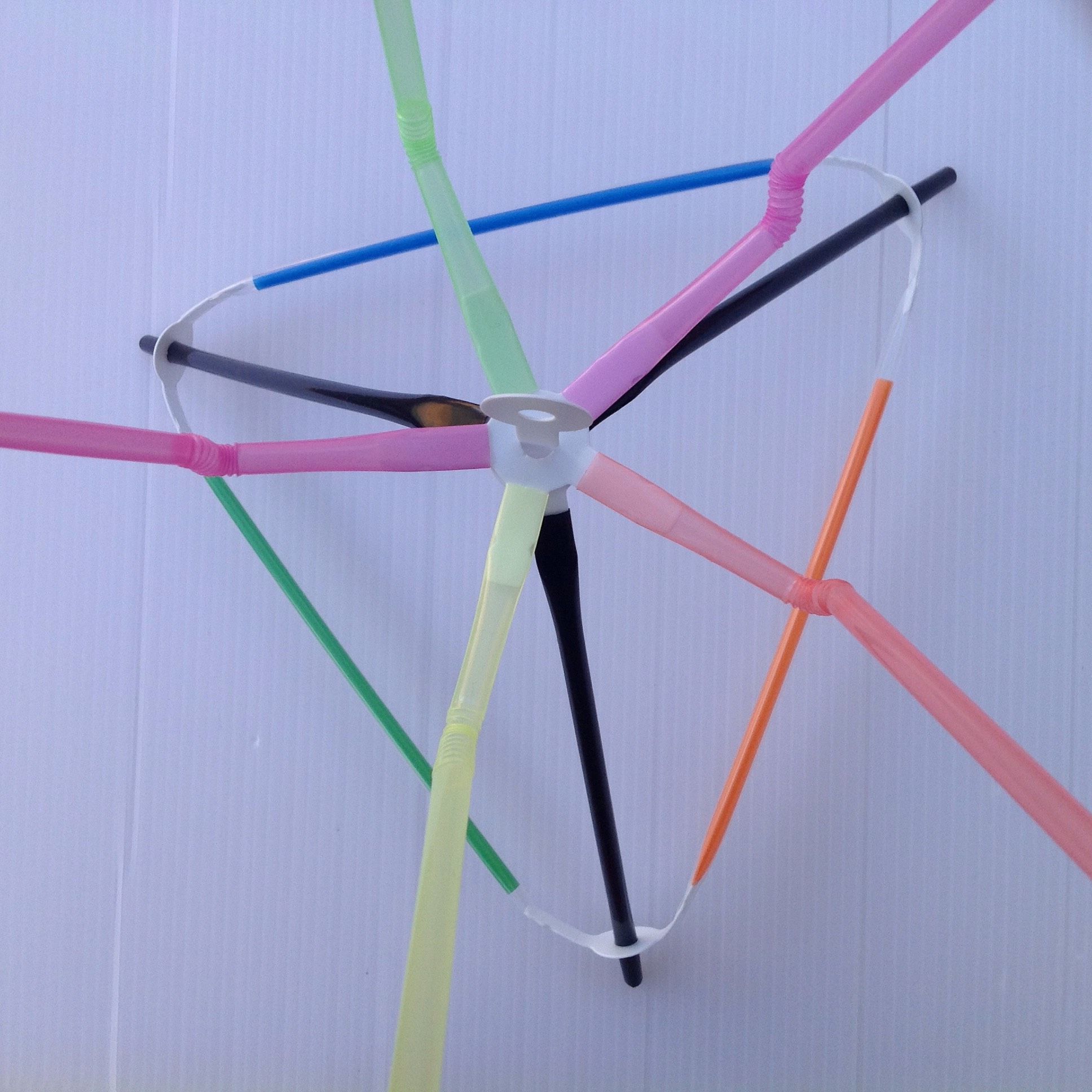 Strawbees Spinning Crazy Scientist Hat : 11 Steps - Instructables