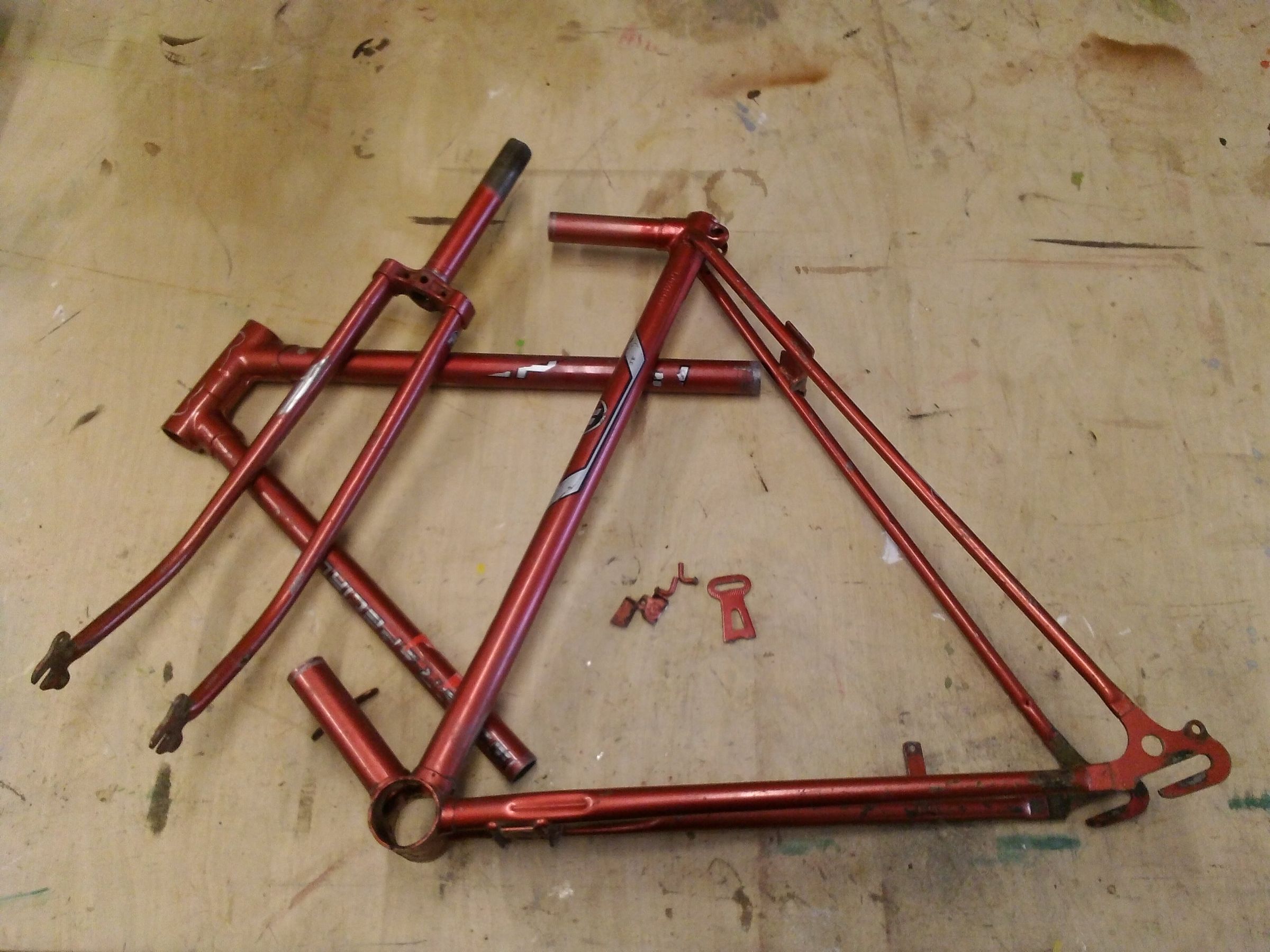 Cover a Bike Frame With Comics (or Other Paper) : 4 Steps (with ...