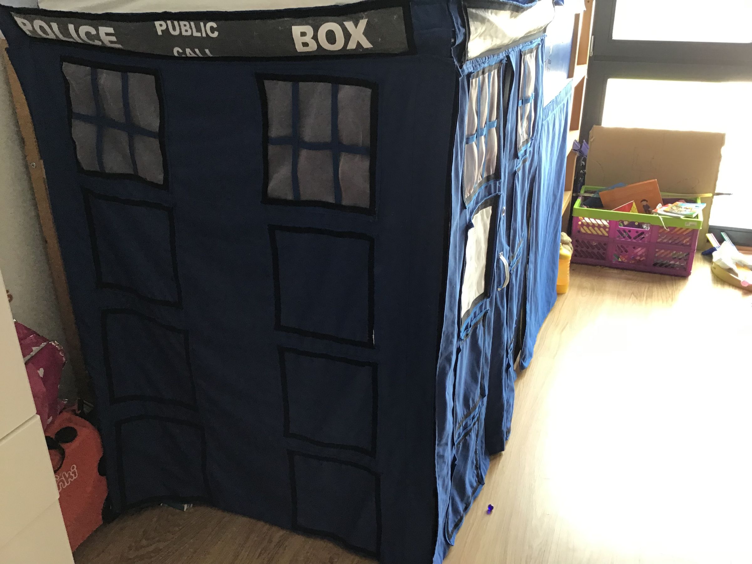 Doctor Who's Tardis Child's Bunk Bed Removable Curtains : 5 Steps (with ...