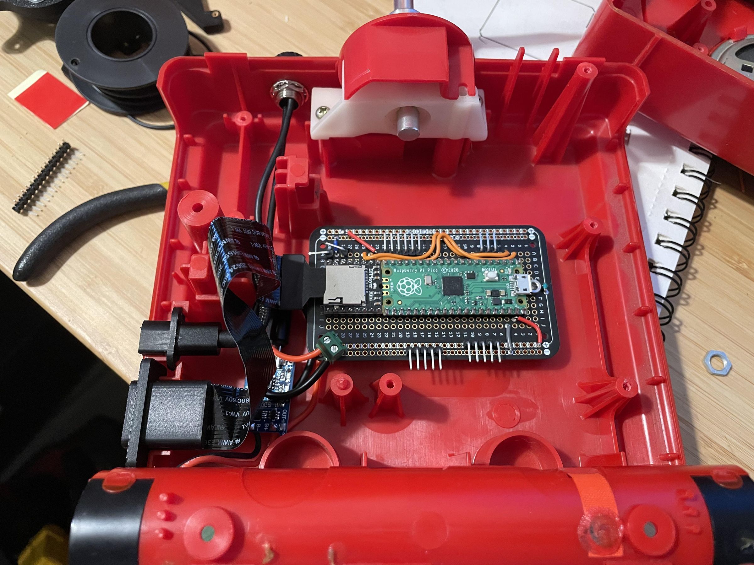 KaboomBox - an RFID 8-Track Player : 7 Steps (with Pictures ...