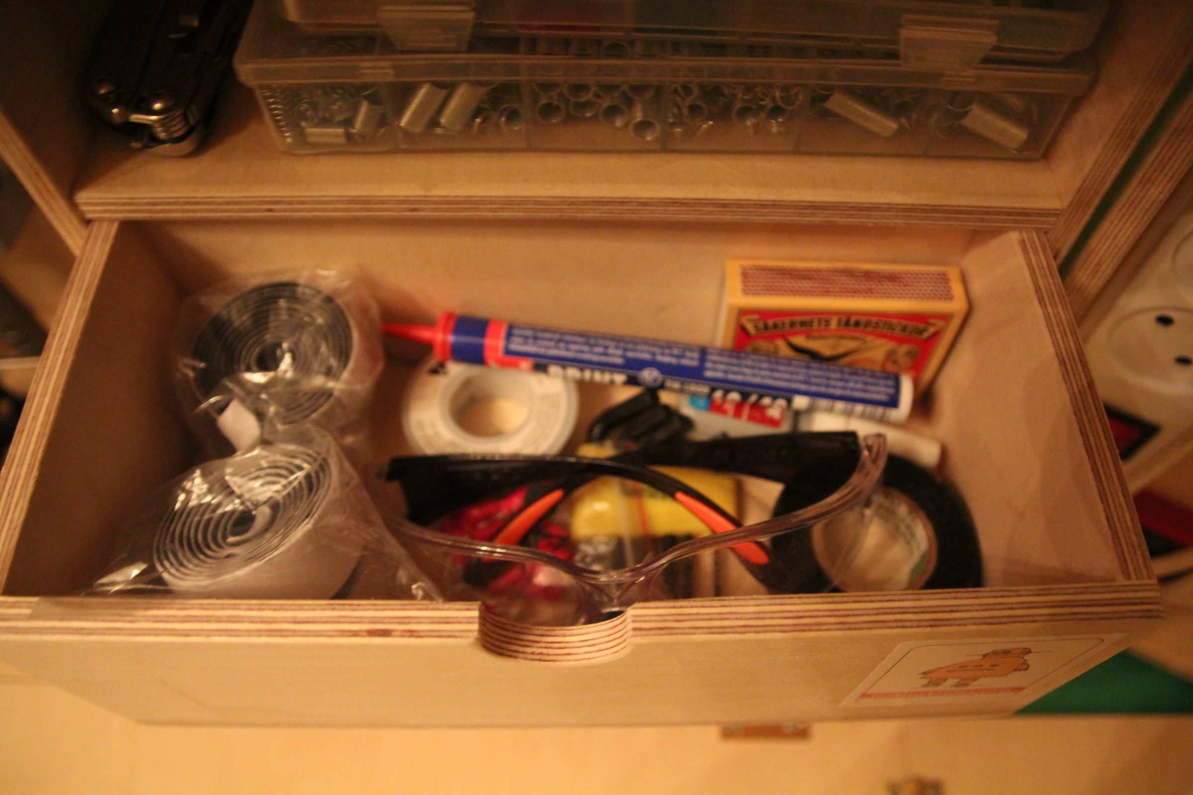 Make a Portable Workstation : 14 Steps (with Pictures) - Instructables