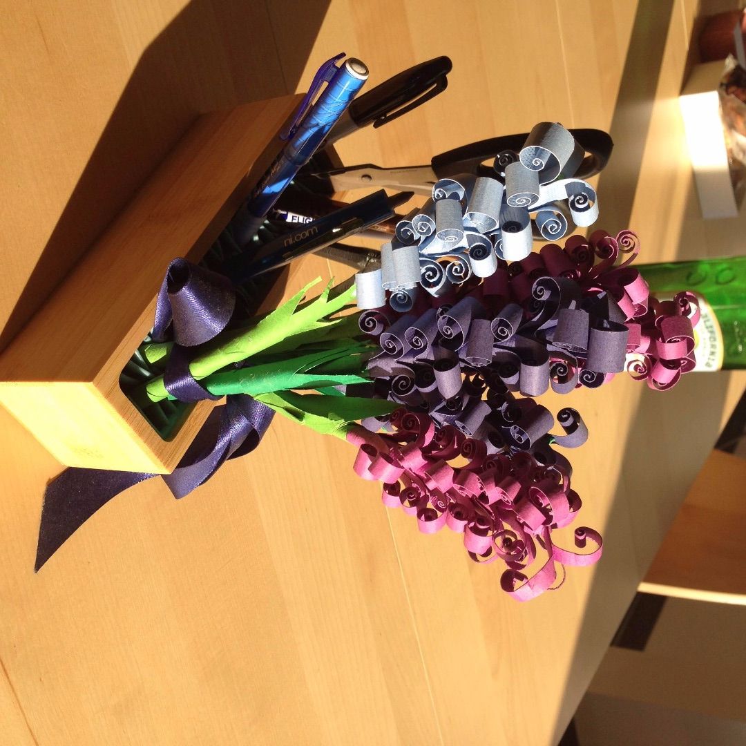 DIY Swirly Paper Flowers : 7 Steps (with Pictures) - Instructables