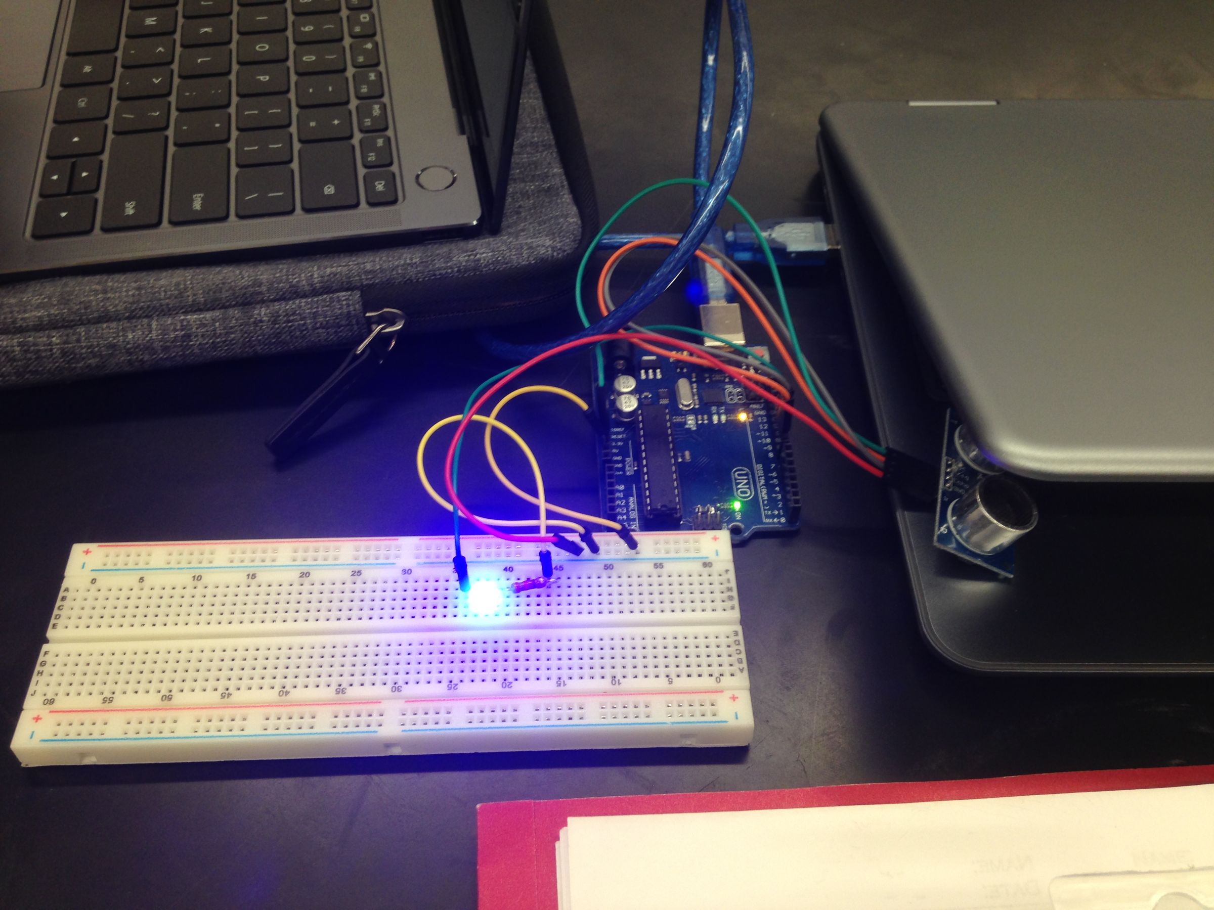 Sonar Range Finder by Sam and Ryu : 4 Steps - Instructables
