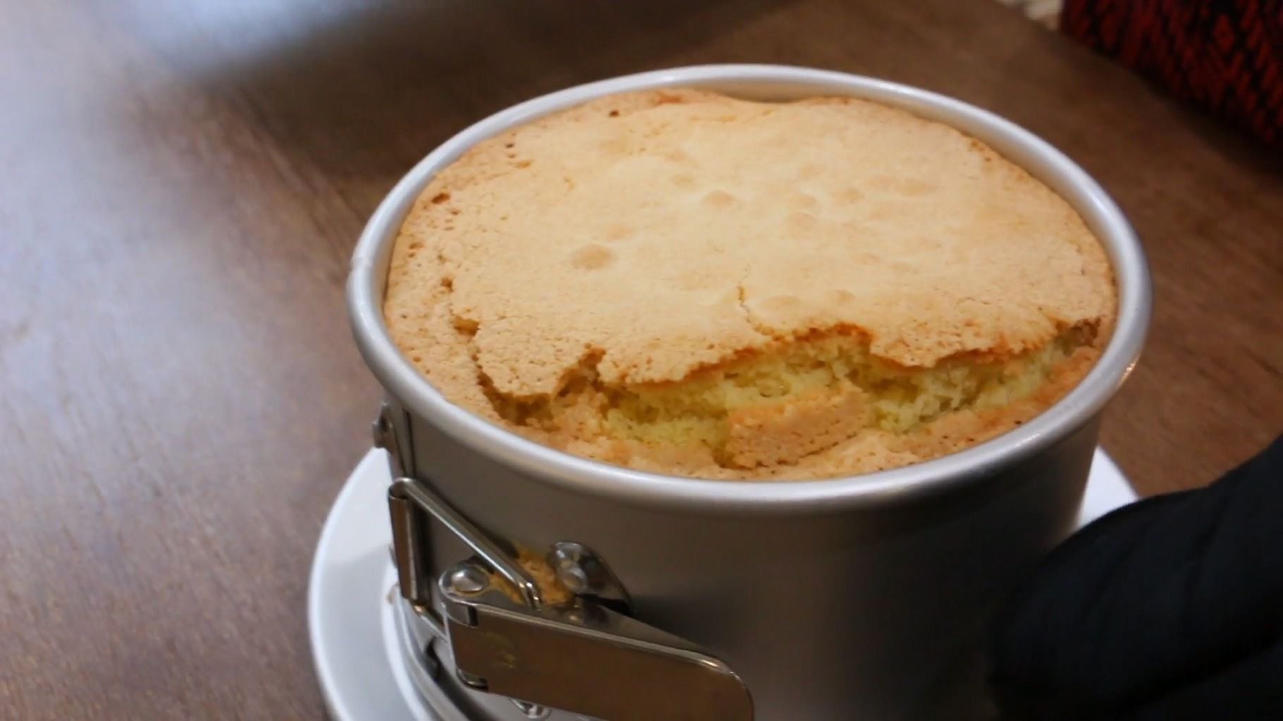 How to Make a Pastry Cake | Nevada Basque Cake : 16 Steps (with ...