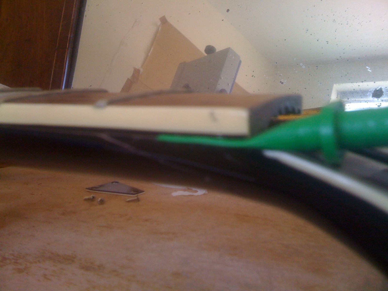 Fixing a Broken Guitar Neck : 5 Steps - Instructables