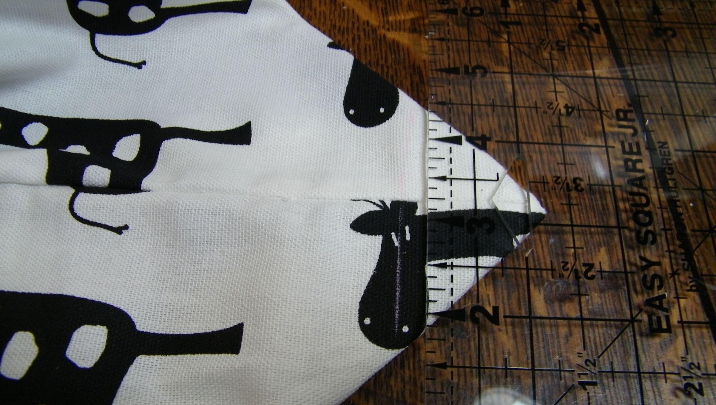 Simple Finished Boxed Corner for Re-usable Shopping Bag : 6 Steps ...