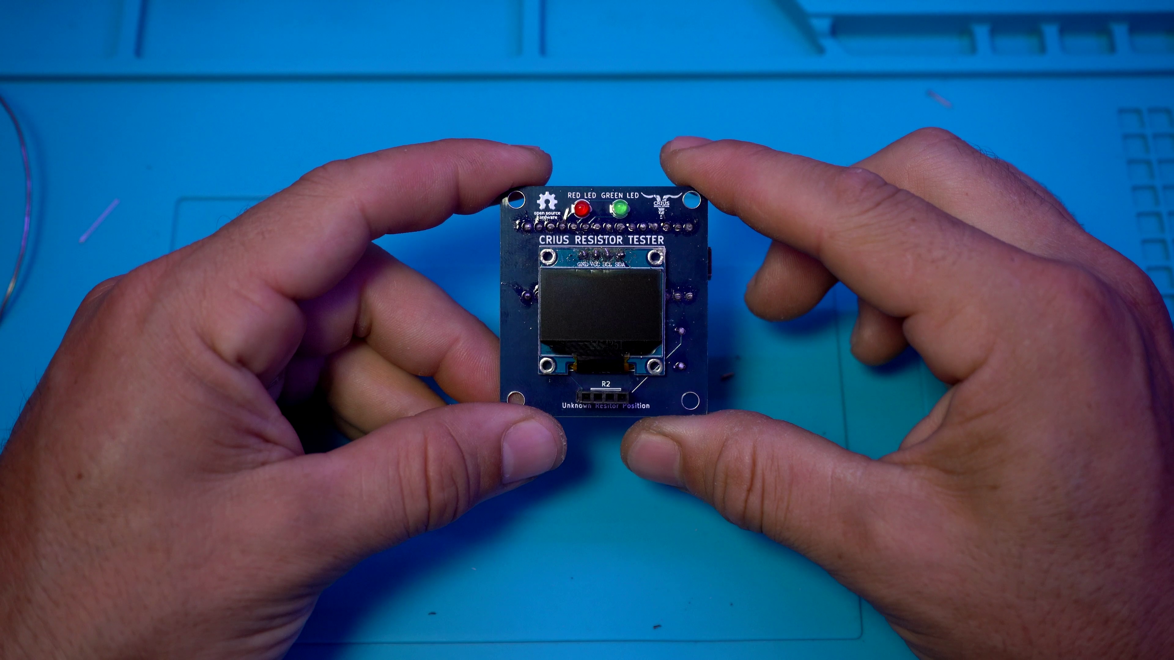 DIY Arduno "Ohmeter" + 0.96" OLED Display +Indication LEDs + Custom PCB ...