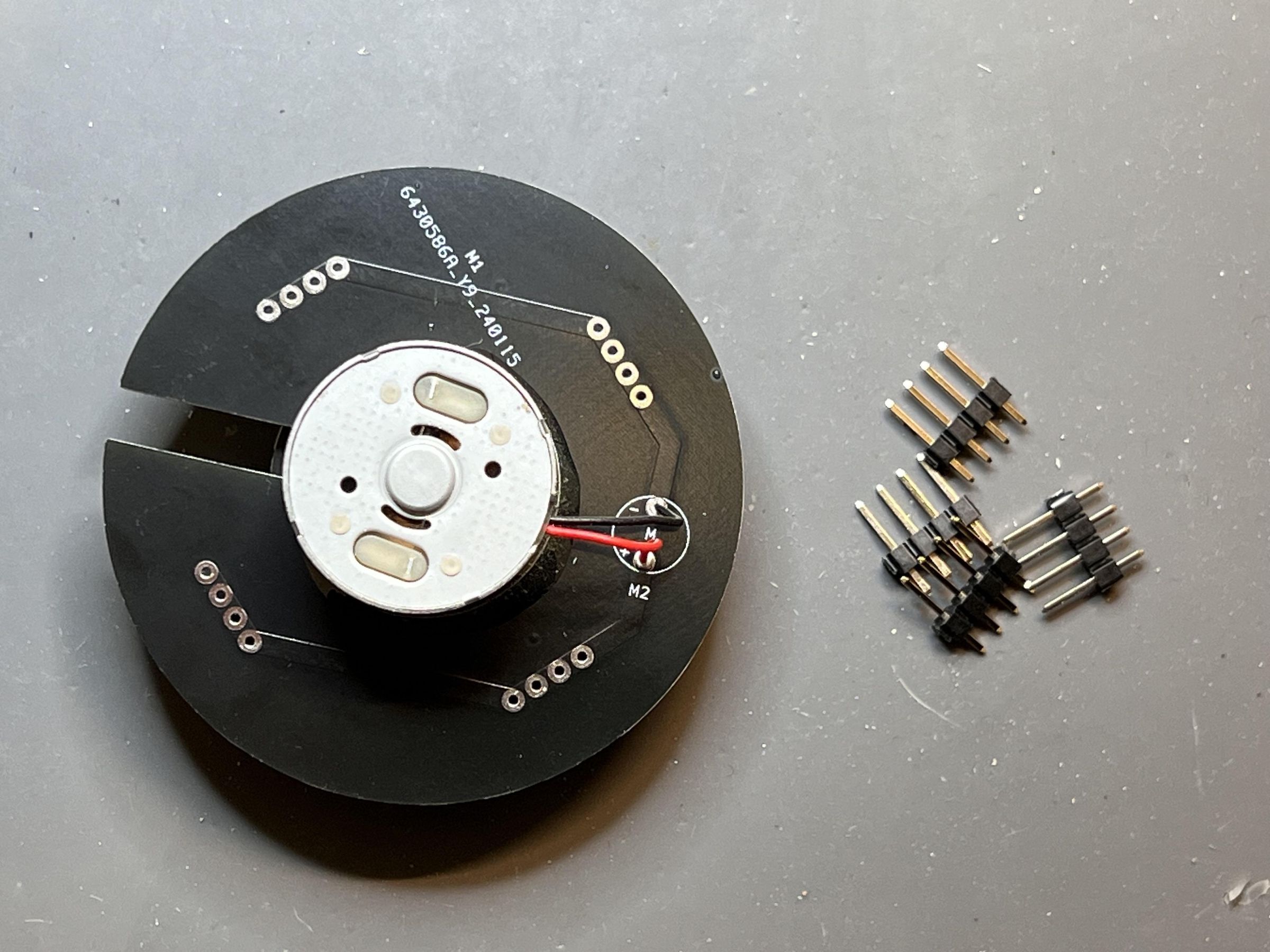 A Persistence of Vision Rotating Display Controlled by a Raspberry Pi Pico. : 8 Steps (with ...