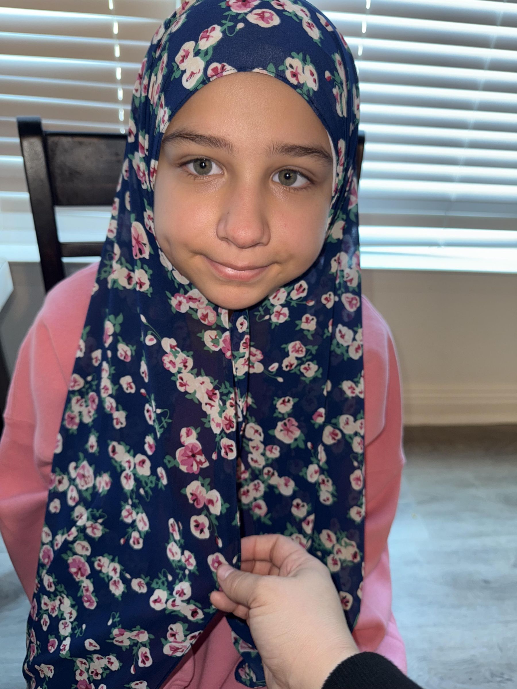 How to Wear Hijab: Step by Step : 8 Steps (with Pictures) - Instructables