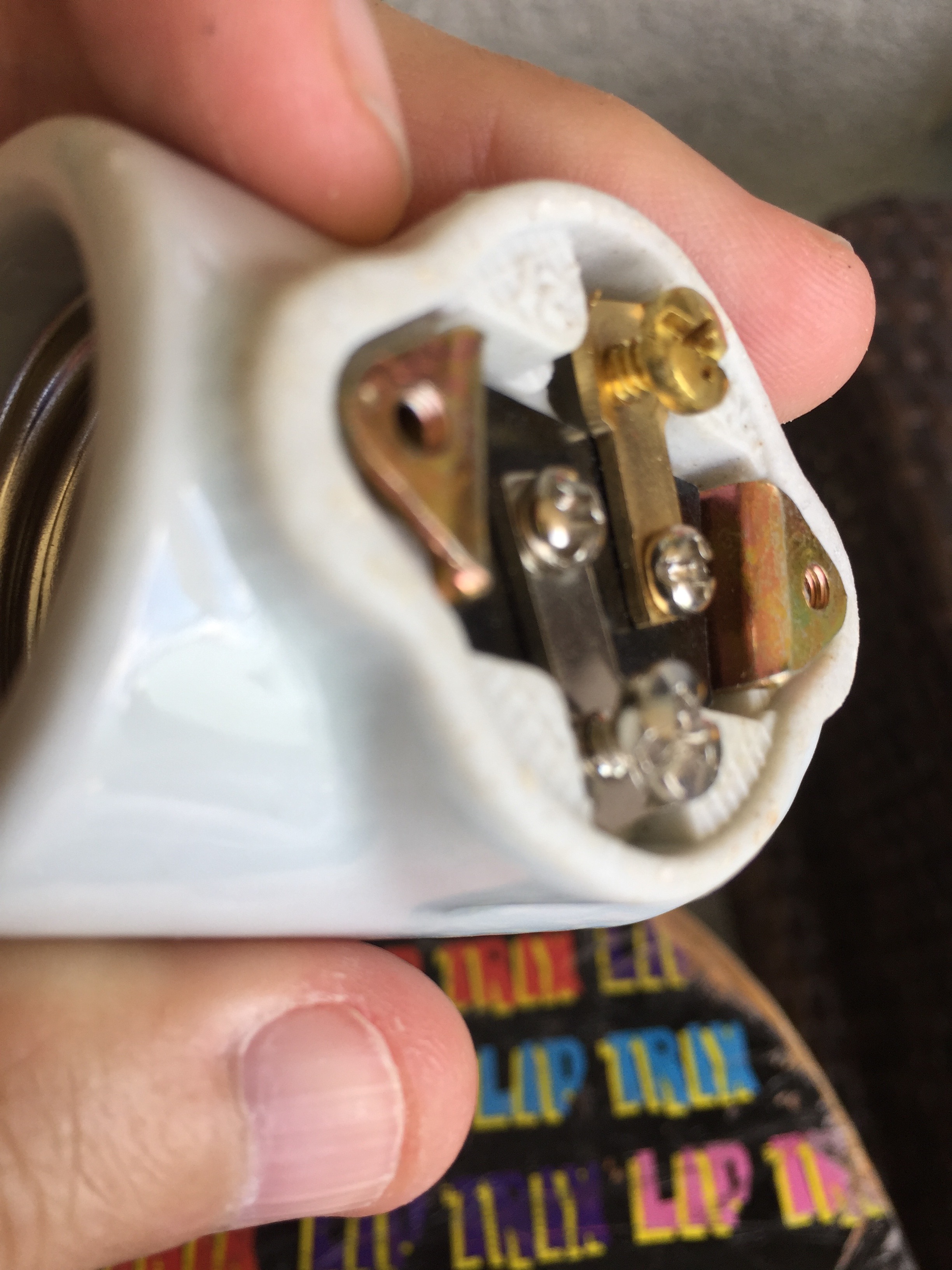 Upcycled Skateboard Lamp From a Used Deck : 8 Steps (with Pictures ...