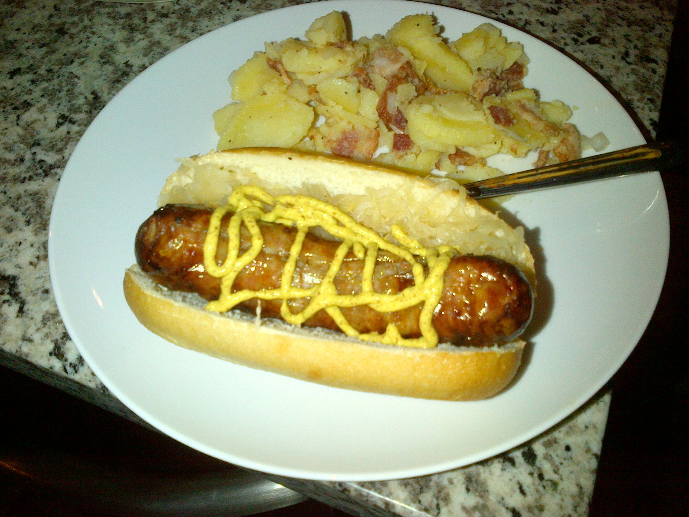 Wisconsin Style Beer Brats : 5 Steps - Instructables