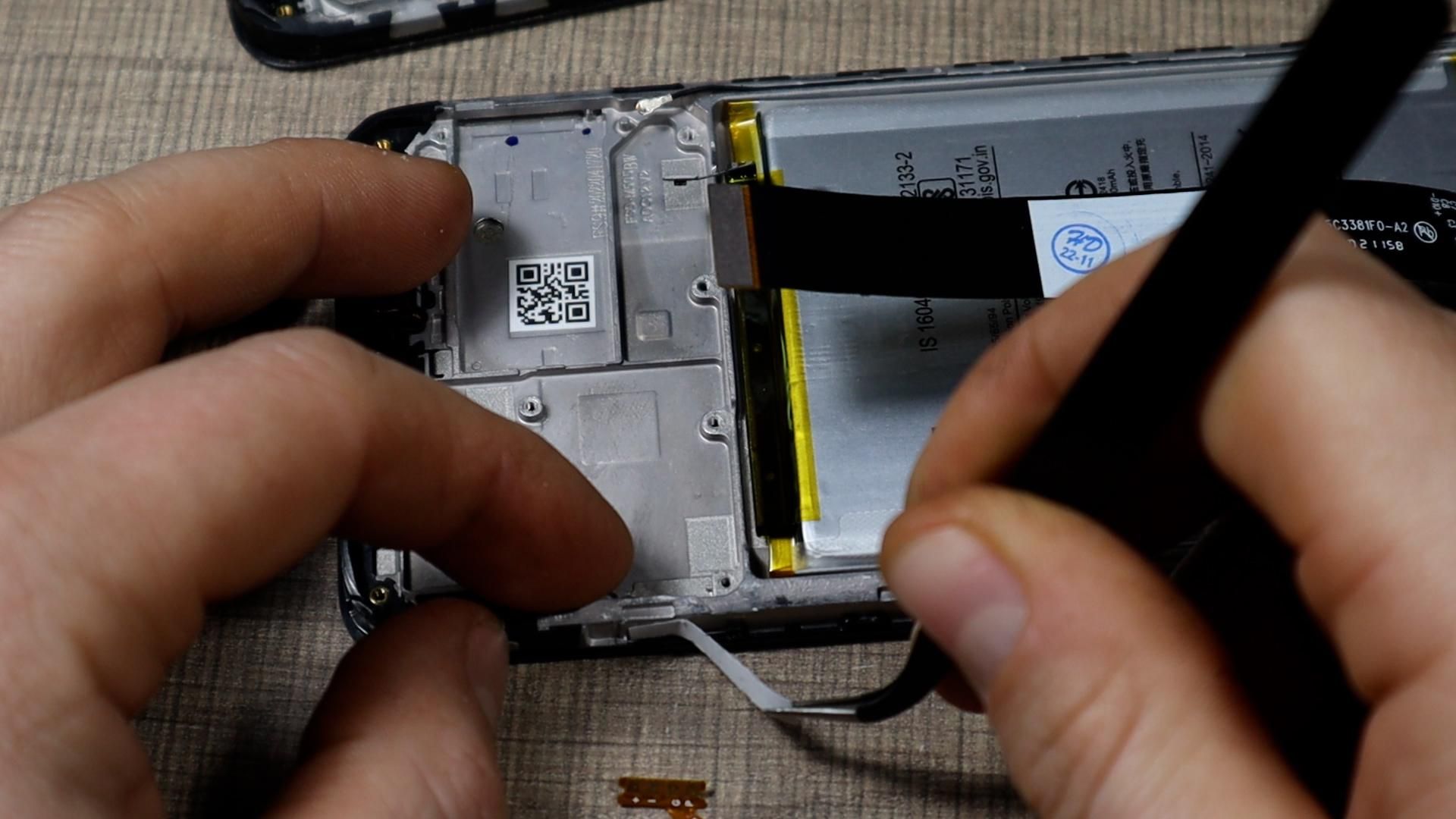 Replace a Broken Screen on Redmi 9A Phone : 10 Steps (with Pictures ...