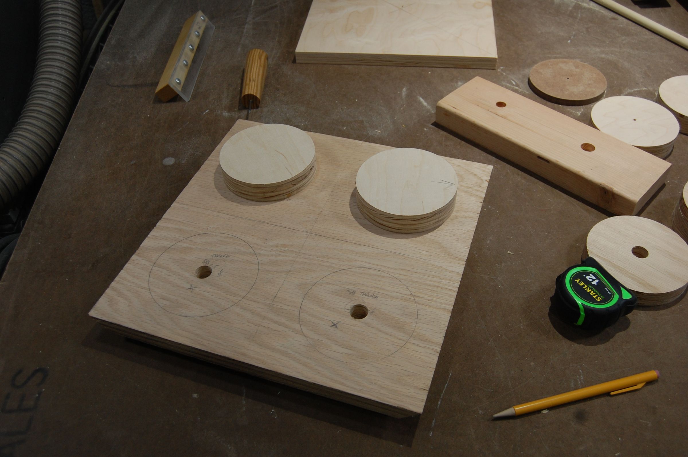 Lego Table : 15 Steps (with Pictures) - Instructables