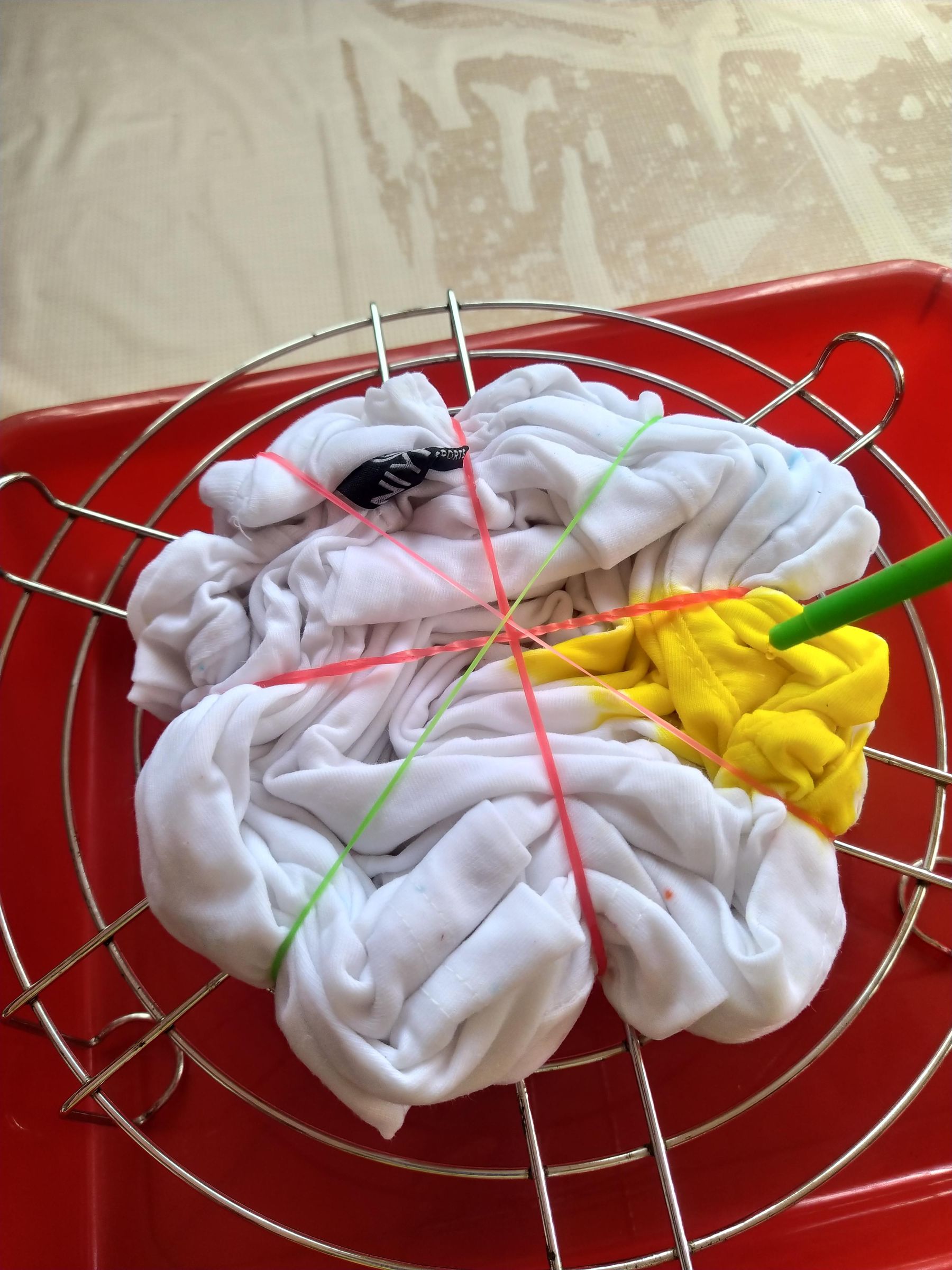 Basics of Tie-Dye 101 : 35 Steps (with Pictures) - Instructables