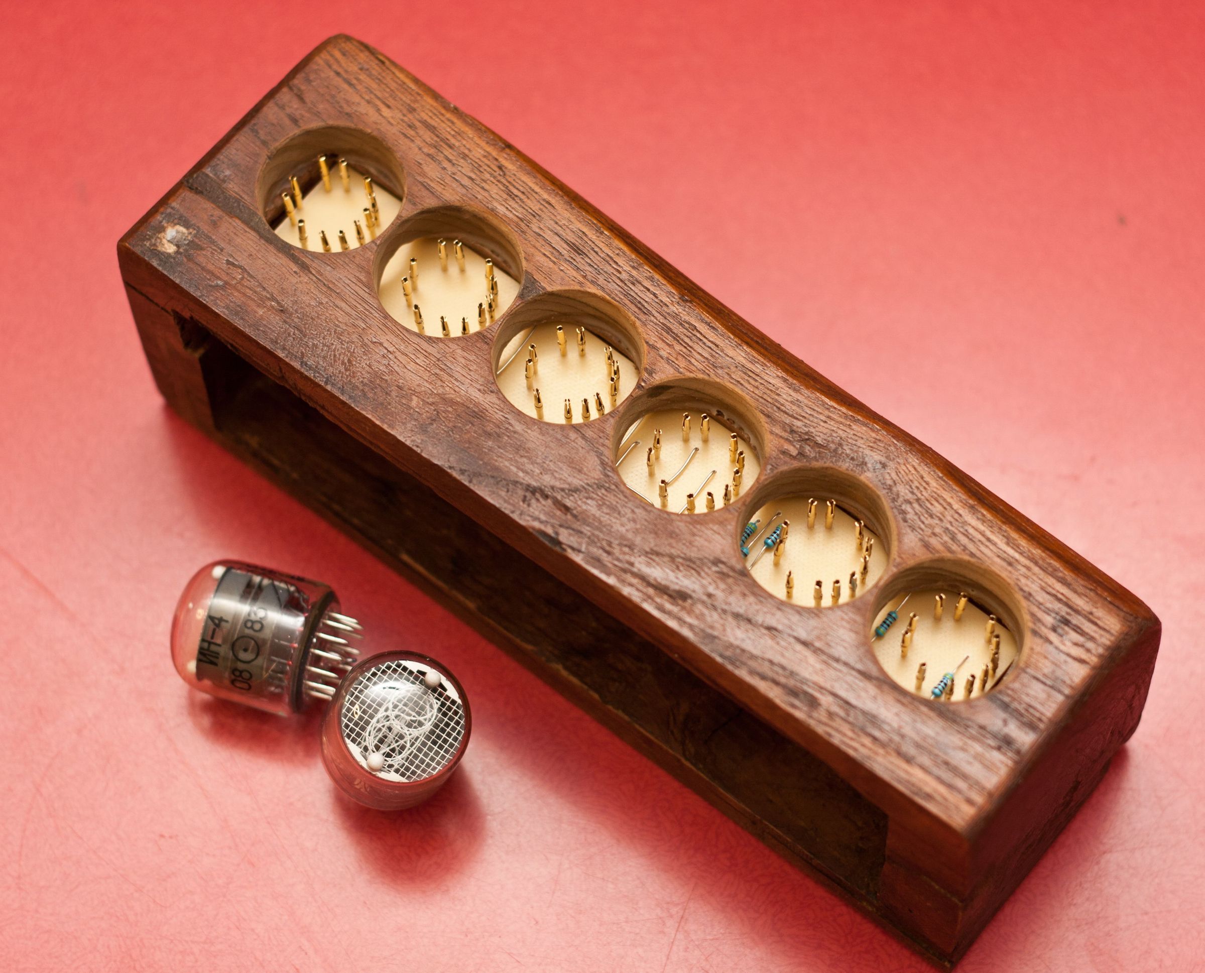 Simple User-adjustable DIY Nixie Clock : 25 Steps (with Pictures) - Instructables