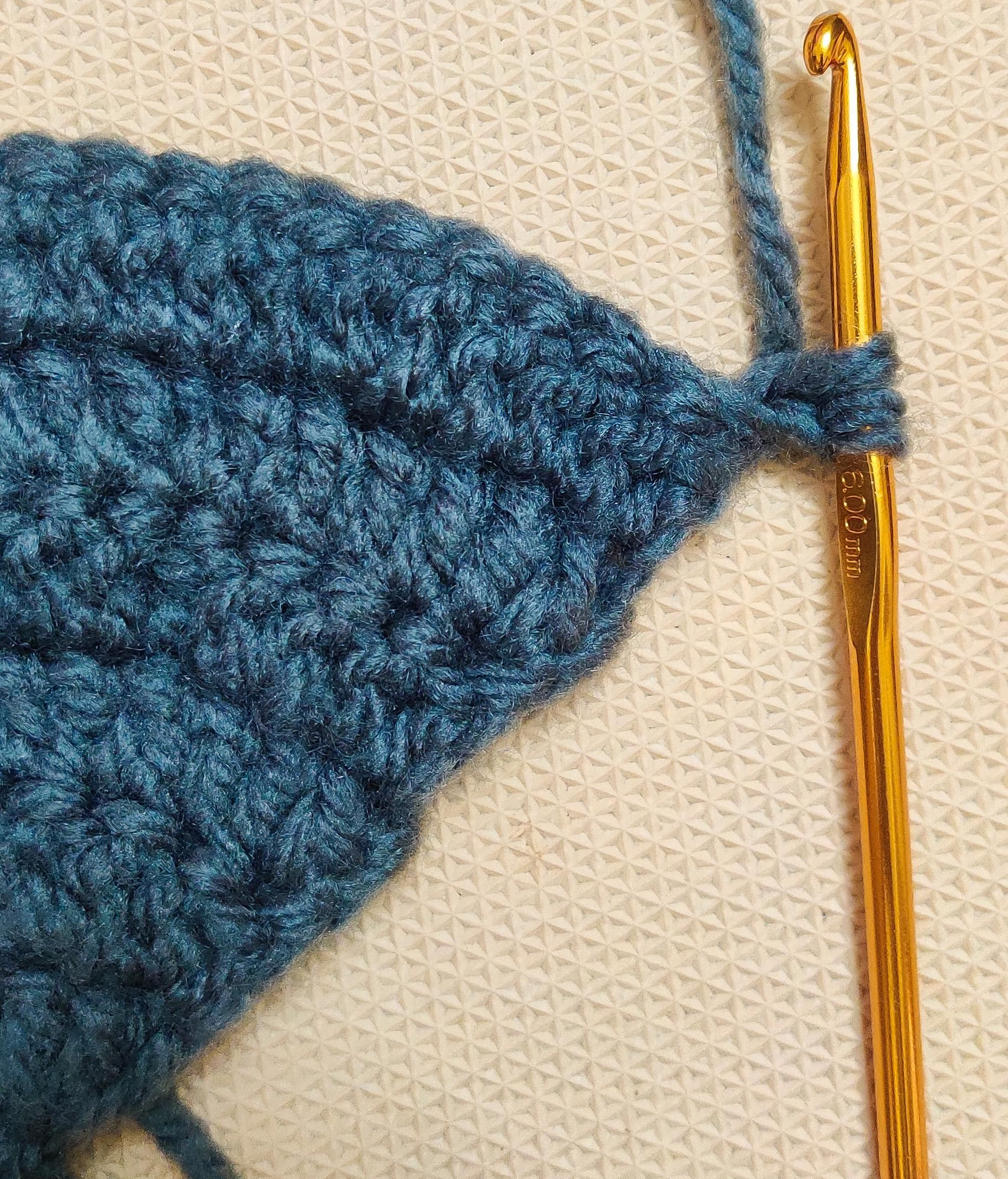 Textured Crochet Half Circle Rug : 18 Steps (with Pictures) - Instructables