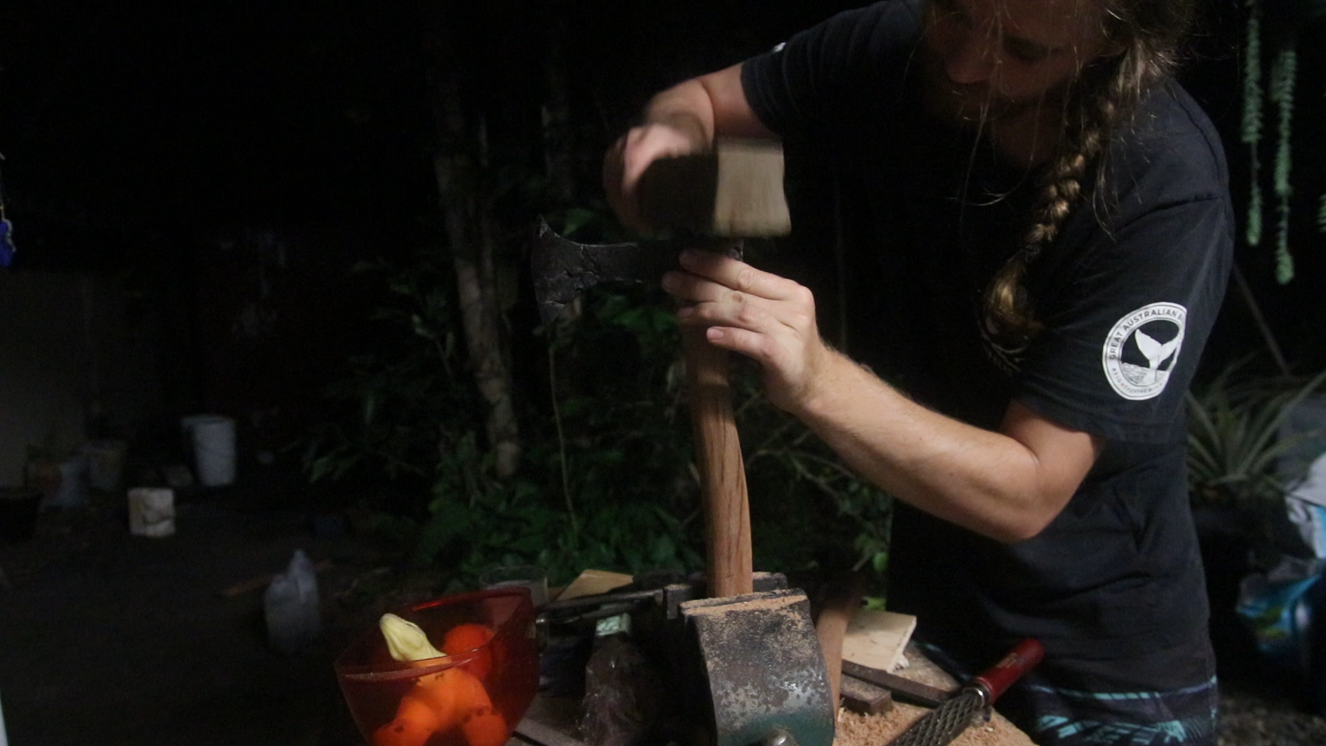Axe Made From Bike Chain and an Old Rasp. Aka: Mad Maxe! : 13 Steps ...