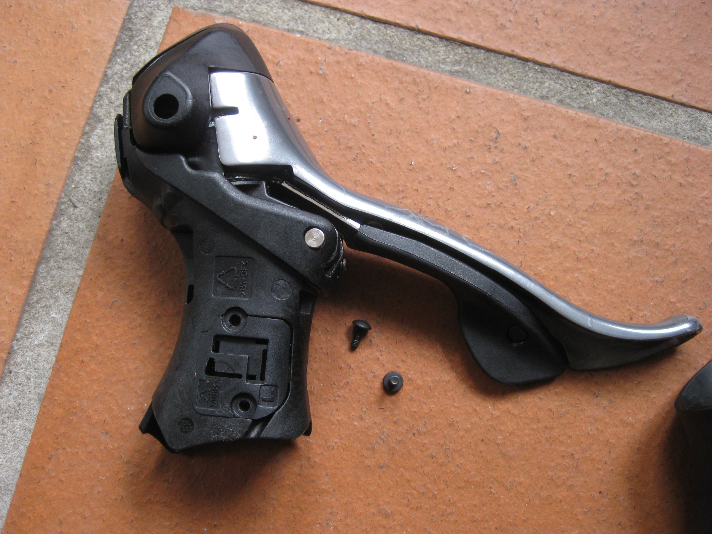 How to Thoroughly Destroy a Shimano 105 STI 5600 Flight Deck Left ...