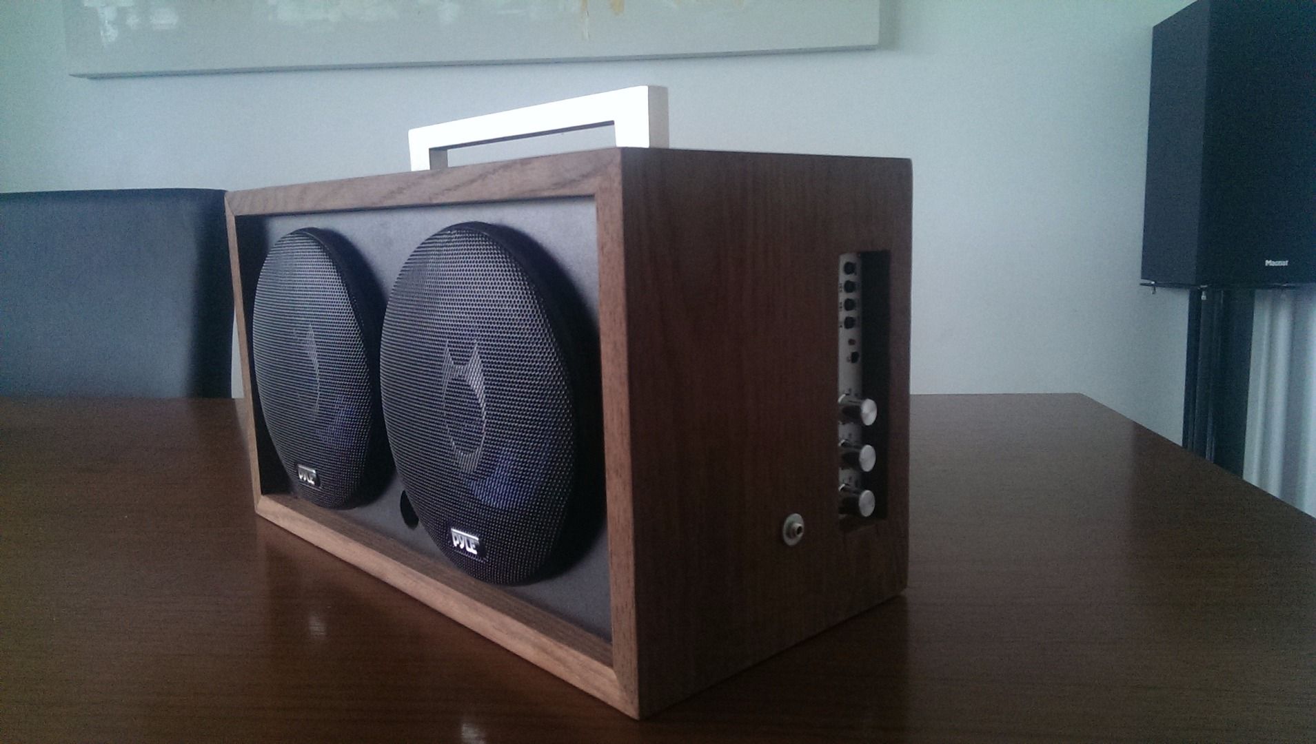 Homemade Speaker Electronics : 5 Steps (with Pictures) - Instructables