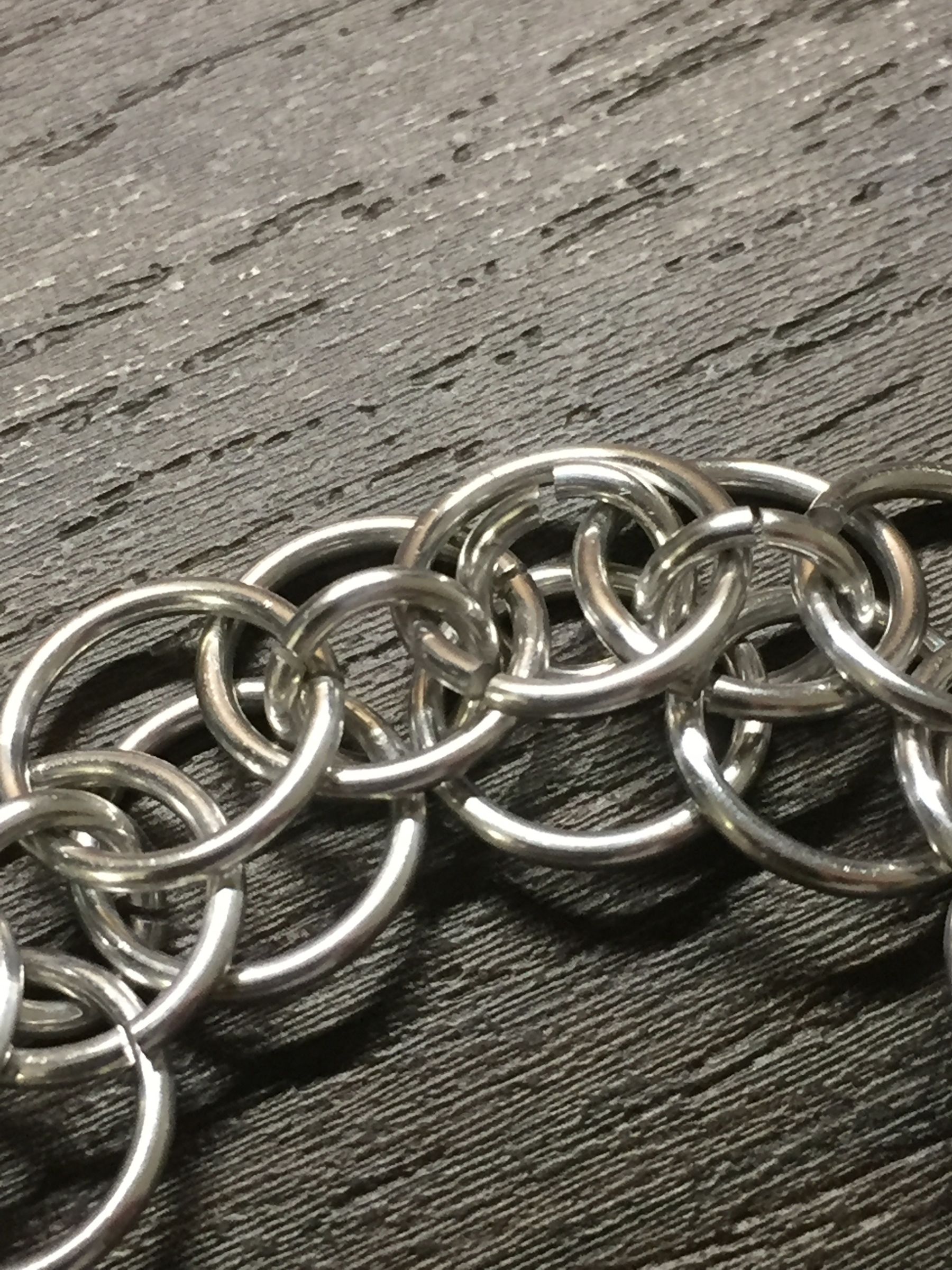 Dragon Scale Chain Mail Bracelet : 7 Steps (with Pictures) - Instructables