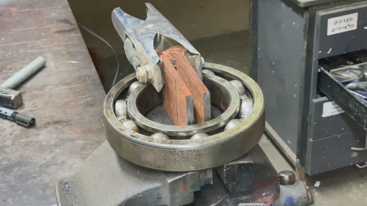 How to Make a Powerful Metal Bender : 5 Steps (with Pictures ...