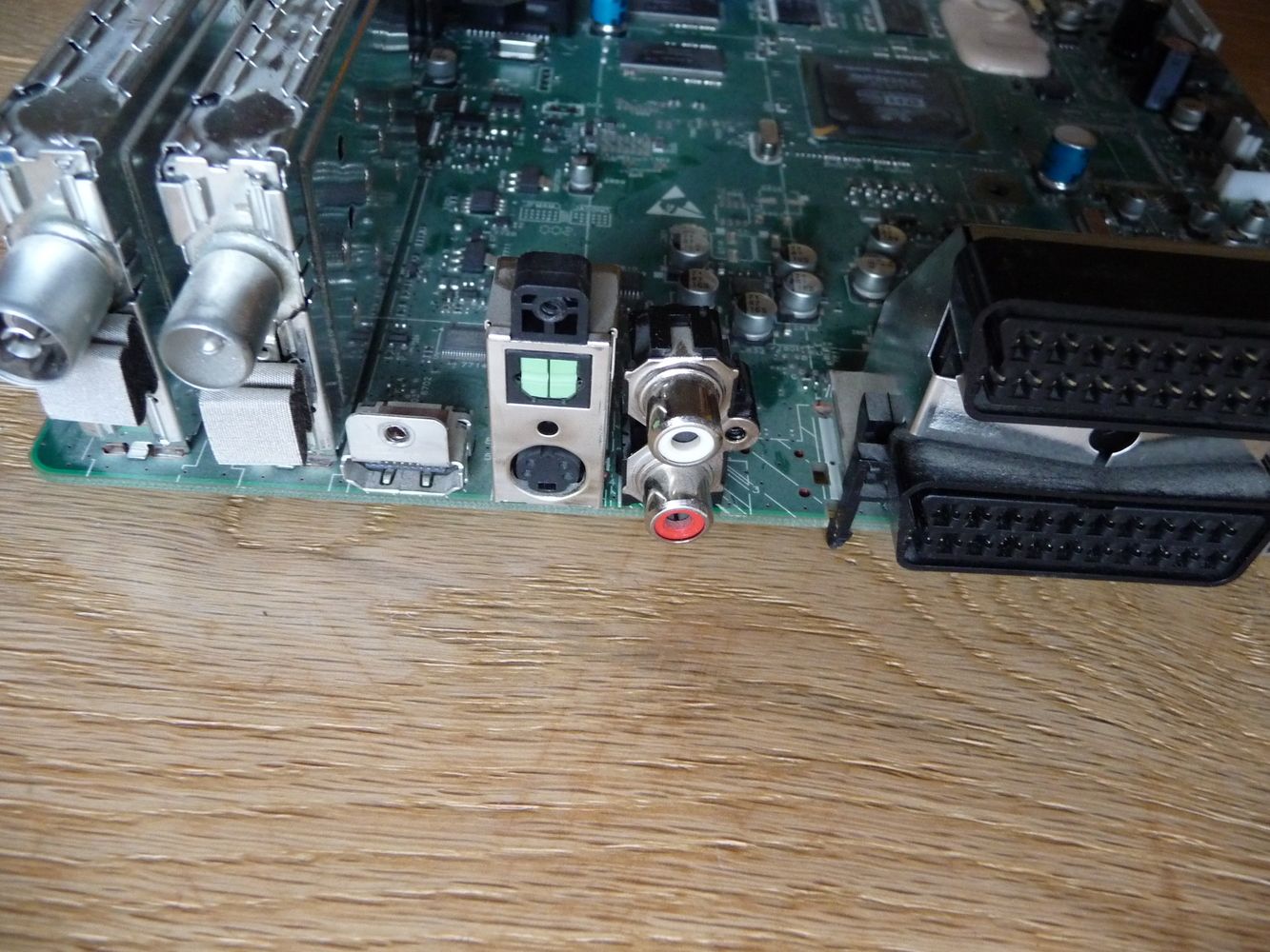 BT Vision Box, O2 Joggler and a Few Spares to Media Player. : 8 Steps ...