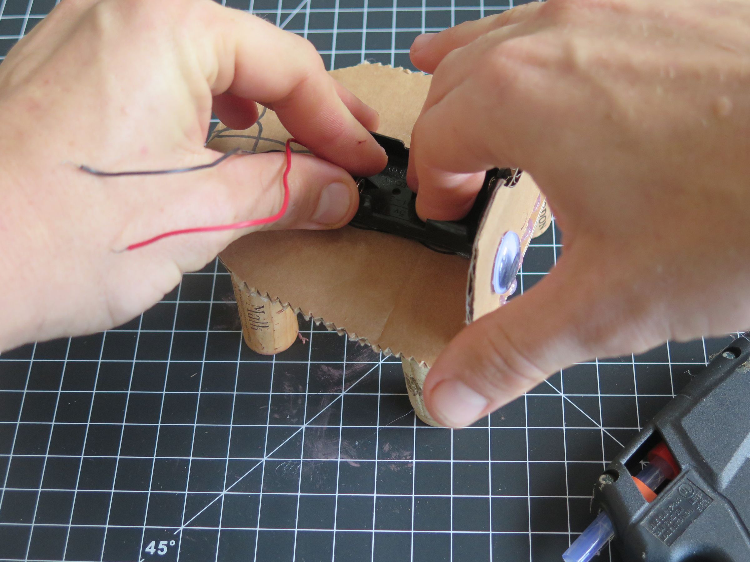 Wobble Bot! : 5 Steps - Instructables