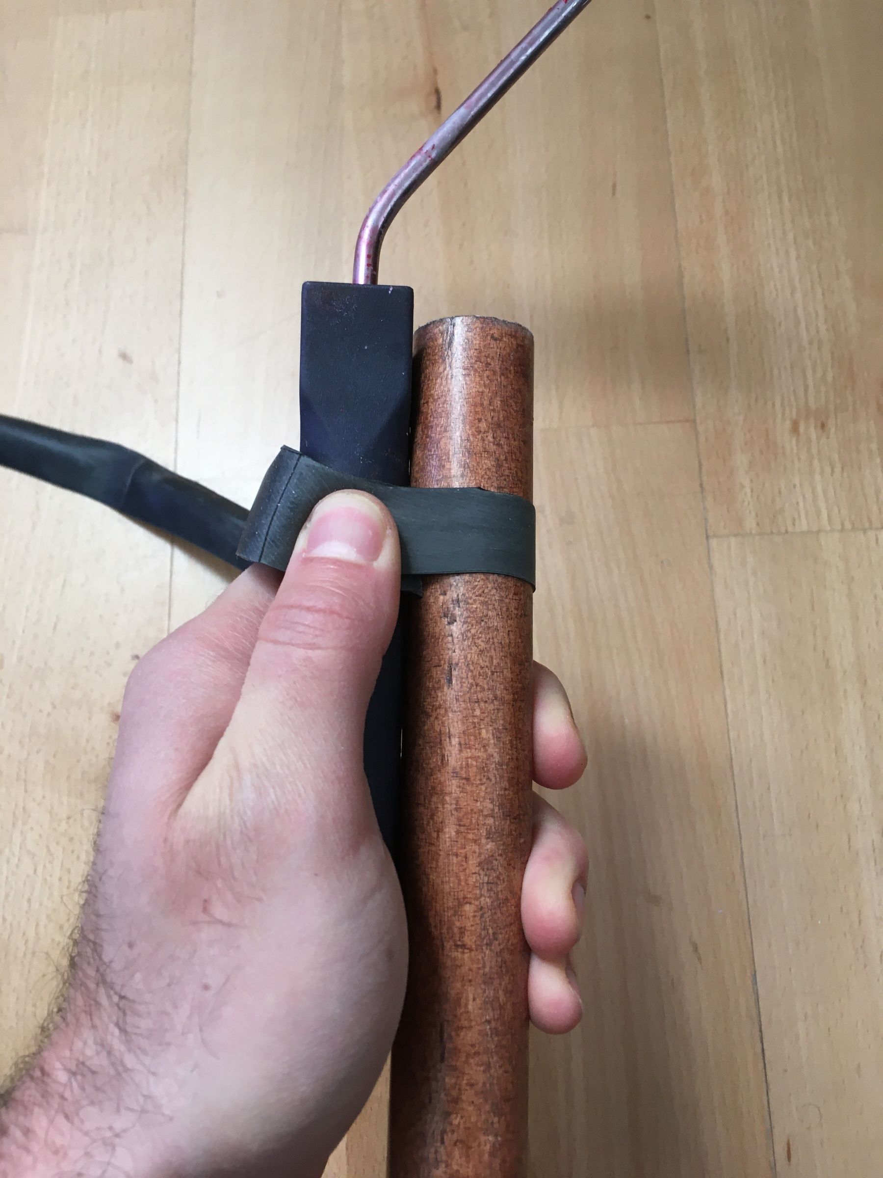 Painting Extension Pole From Scraps : 4 Steps - Instructables