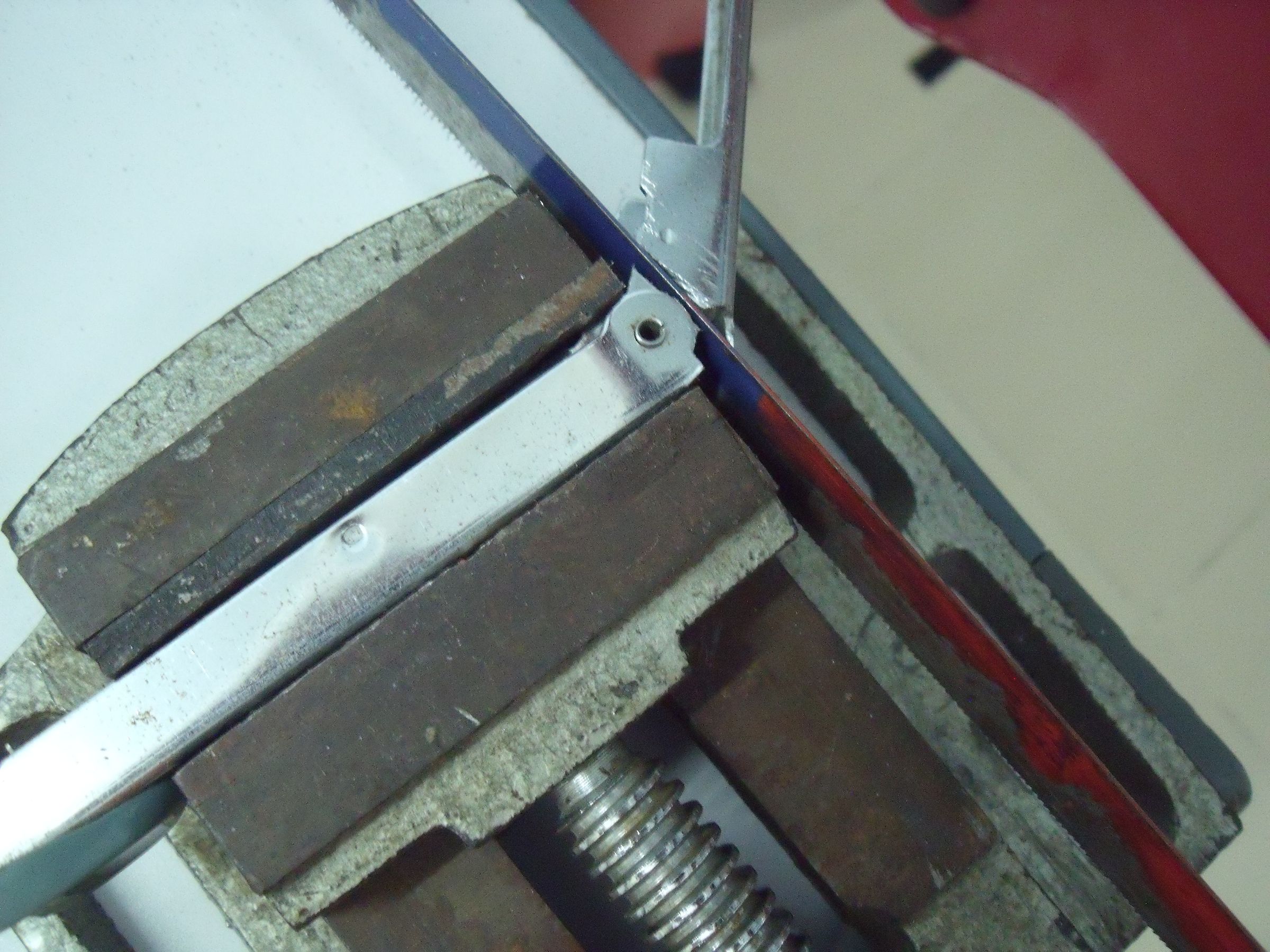 DIY Vertical Stapler : 4 Steps - Instructables