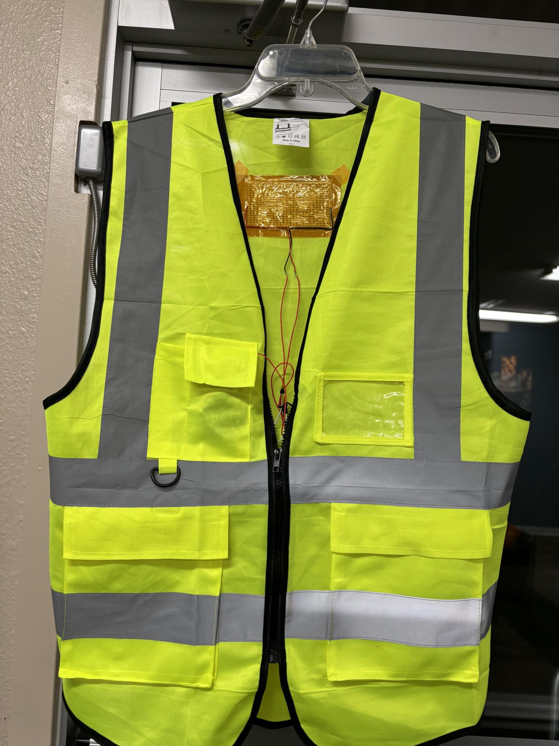 Smart Vest for Outdoor Workers : 6 Steps (with Pictures) - Instructables