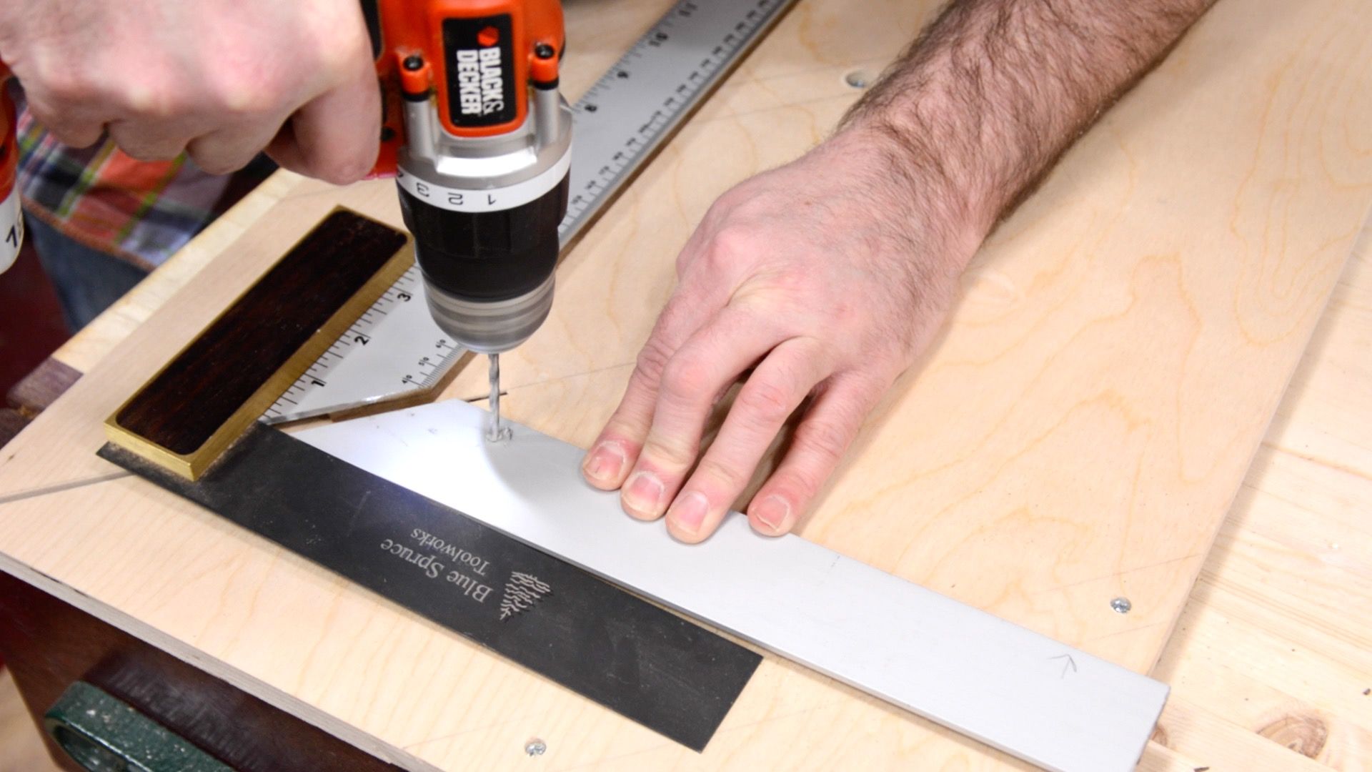 How to Make a Picture Frame Table Saw Sled : 19 Steps (with Pictures ...