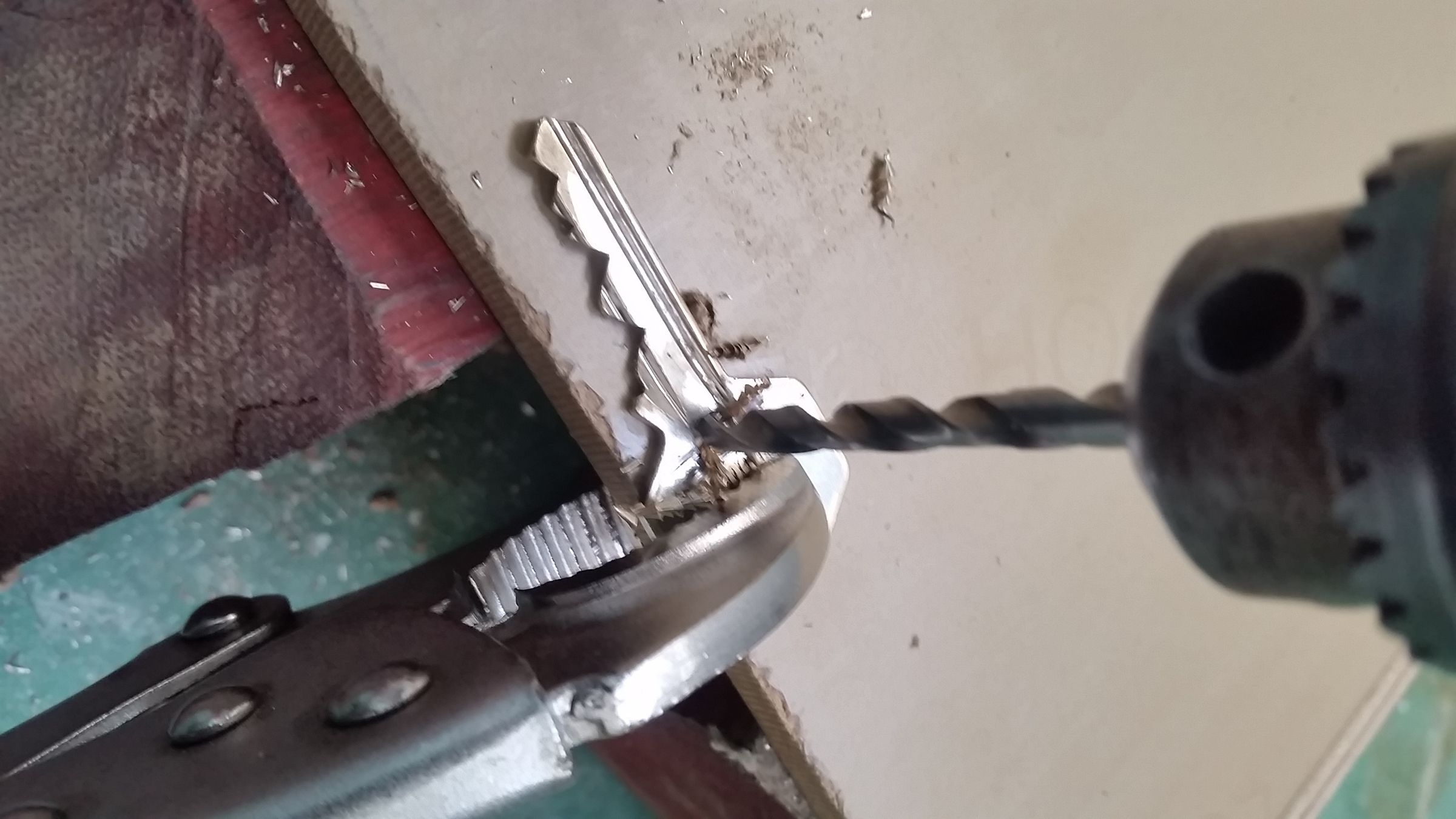 Amazing Keychain (with a Bike Chain) : 10 Steps (with Pictures ...