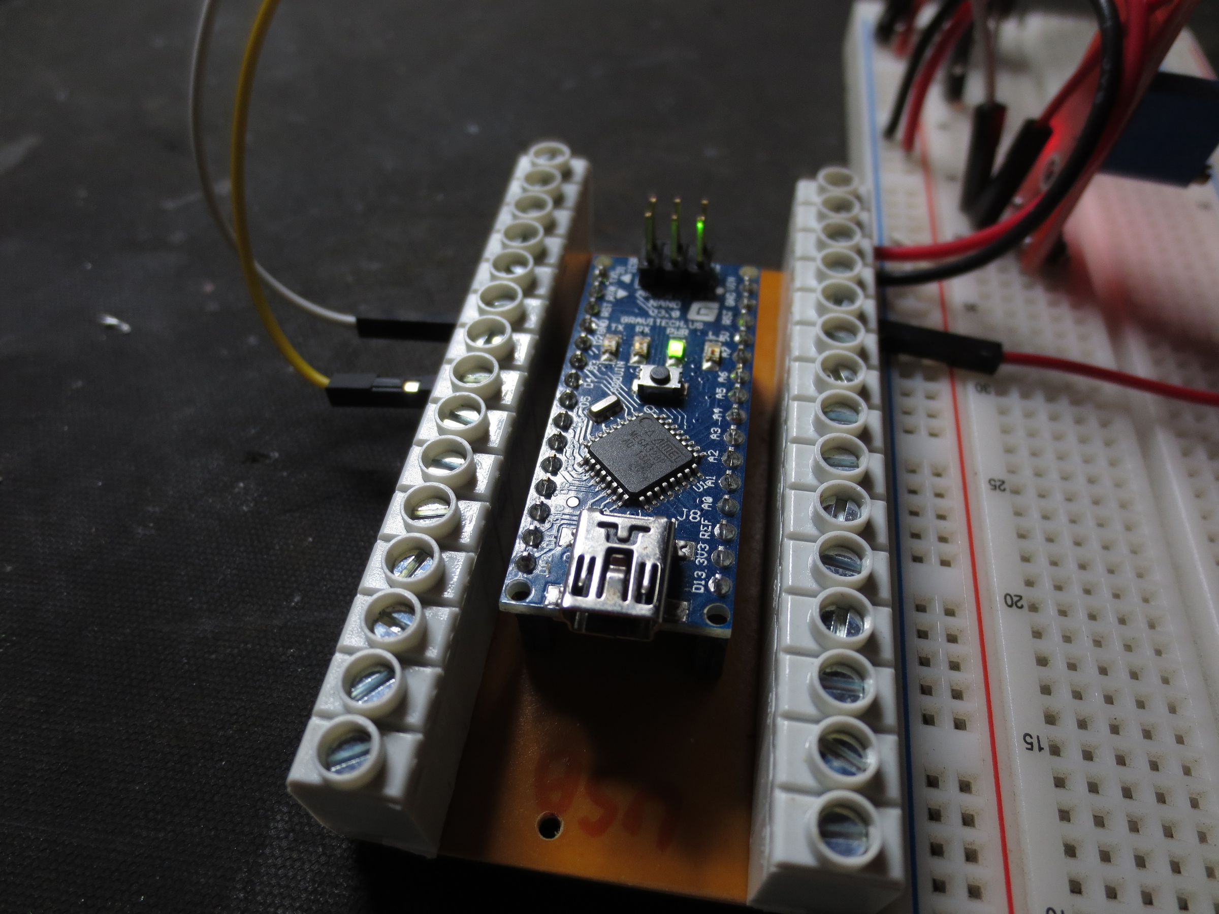 ARDUINO LED LIGHT MUSIC REACTIVE : 4 Steps - Instructables