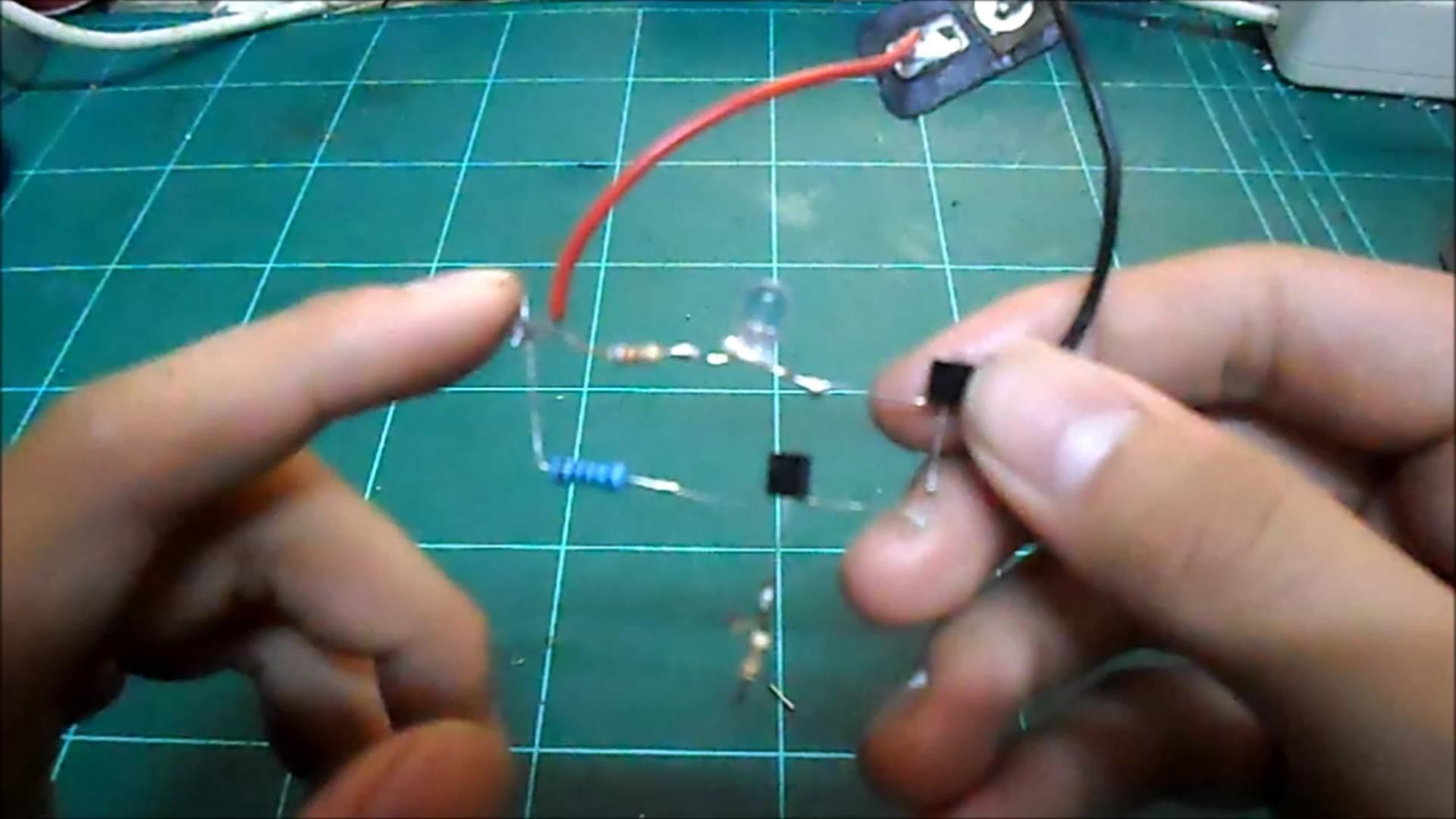 Really Simple Touch Switch : 9 Steps - Instructables