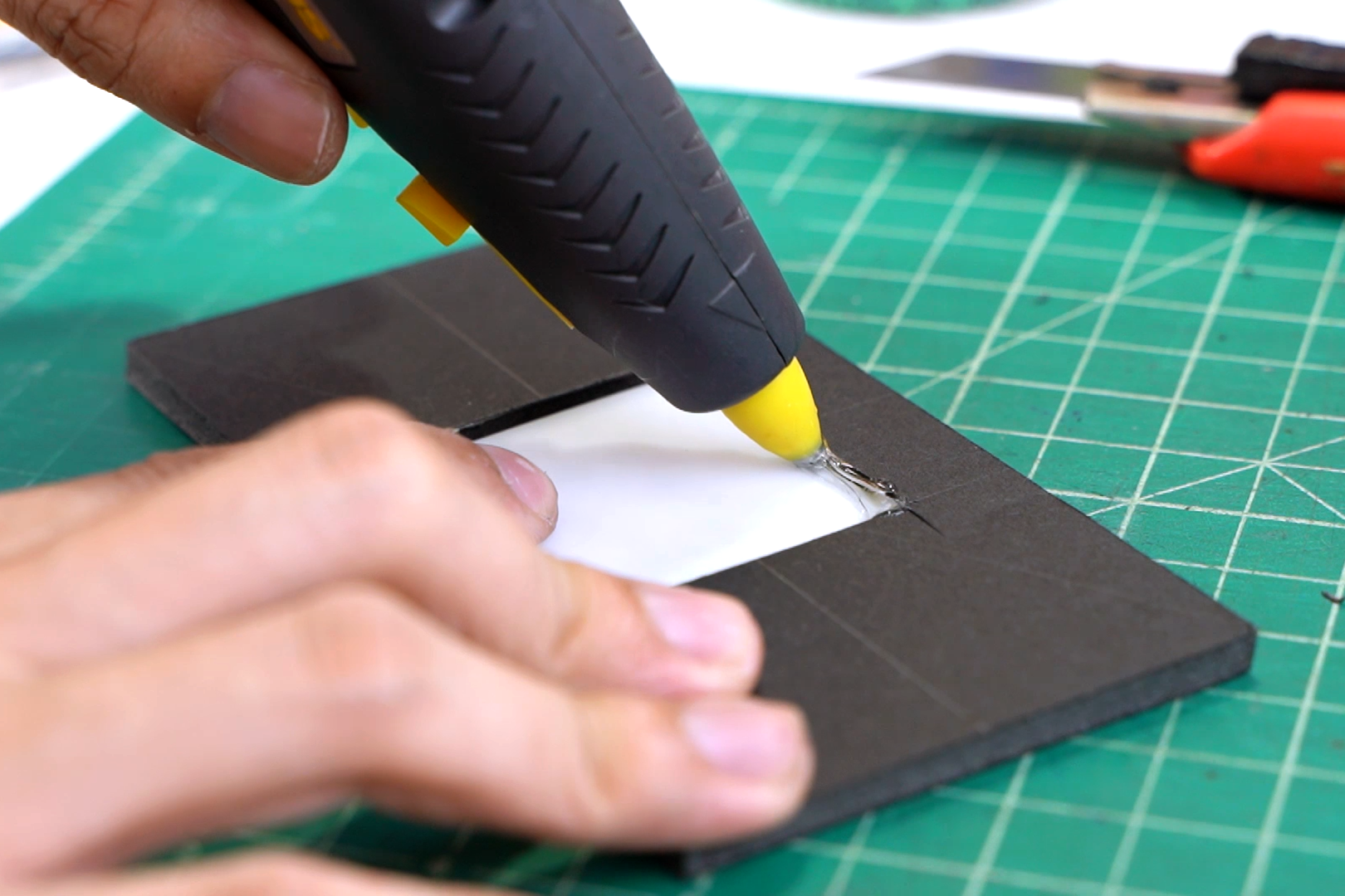 DIY Cardboard Smartphone Film Scanner : 19 Steps (with Pictures ...