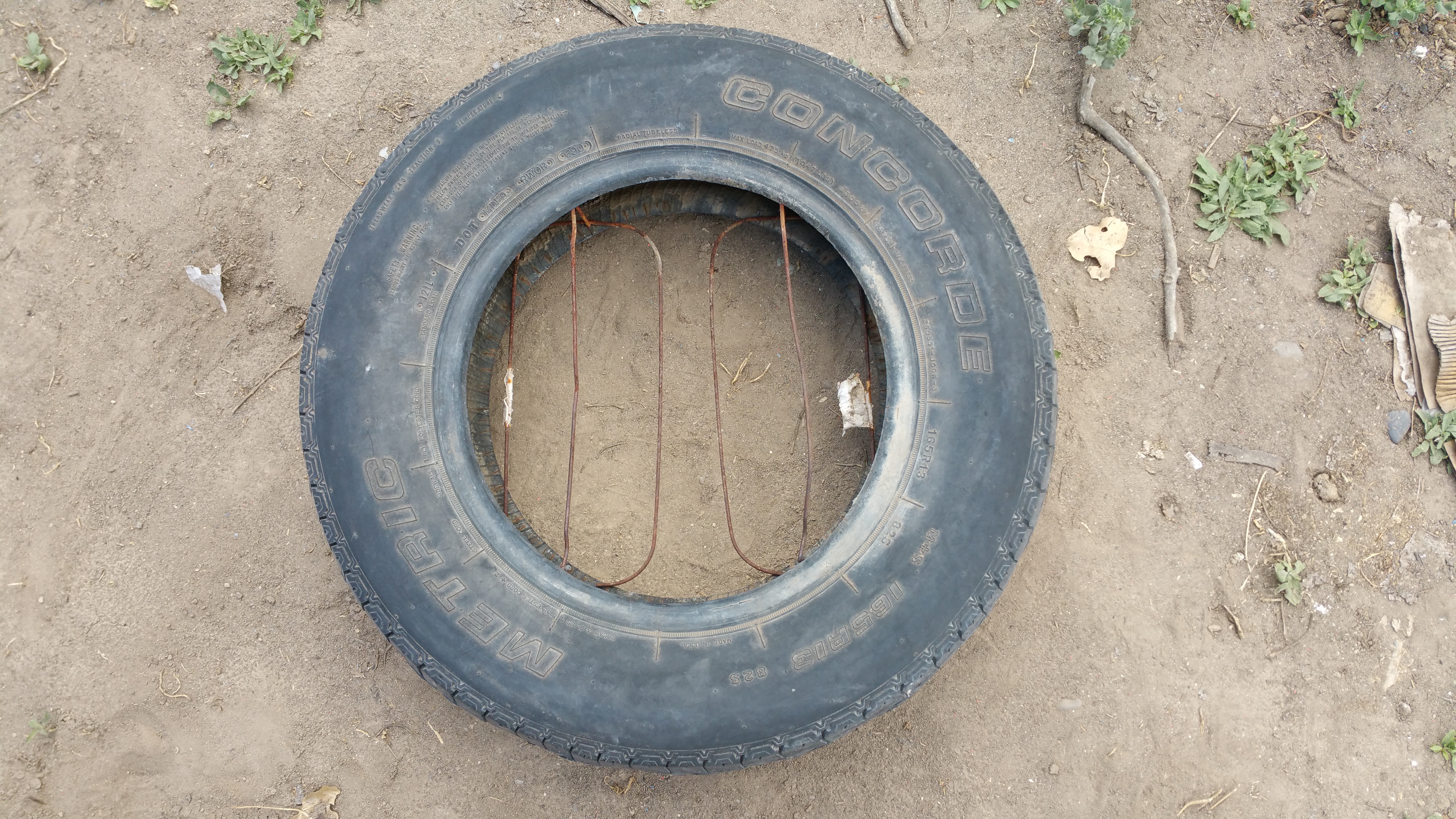 Concrete Tire Piers : 8 Steps (with Pictures) - Instructables