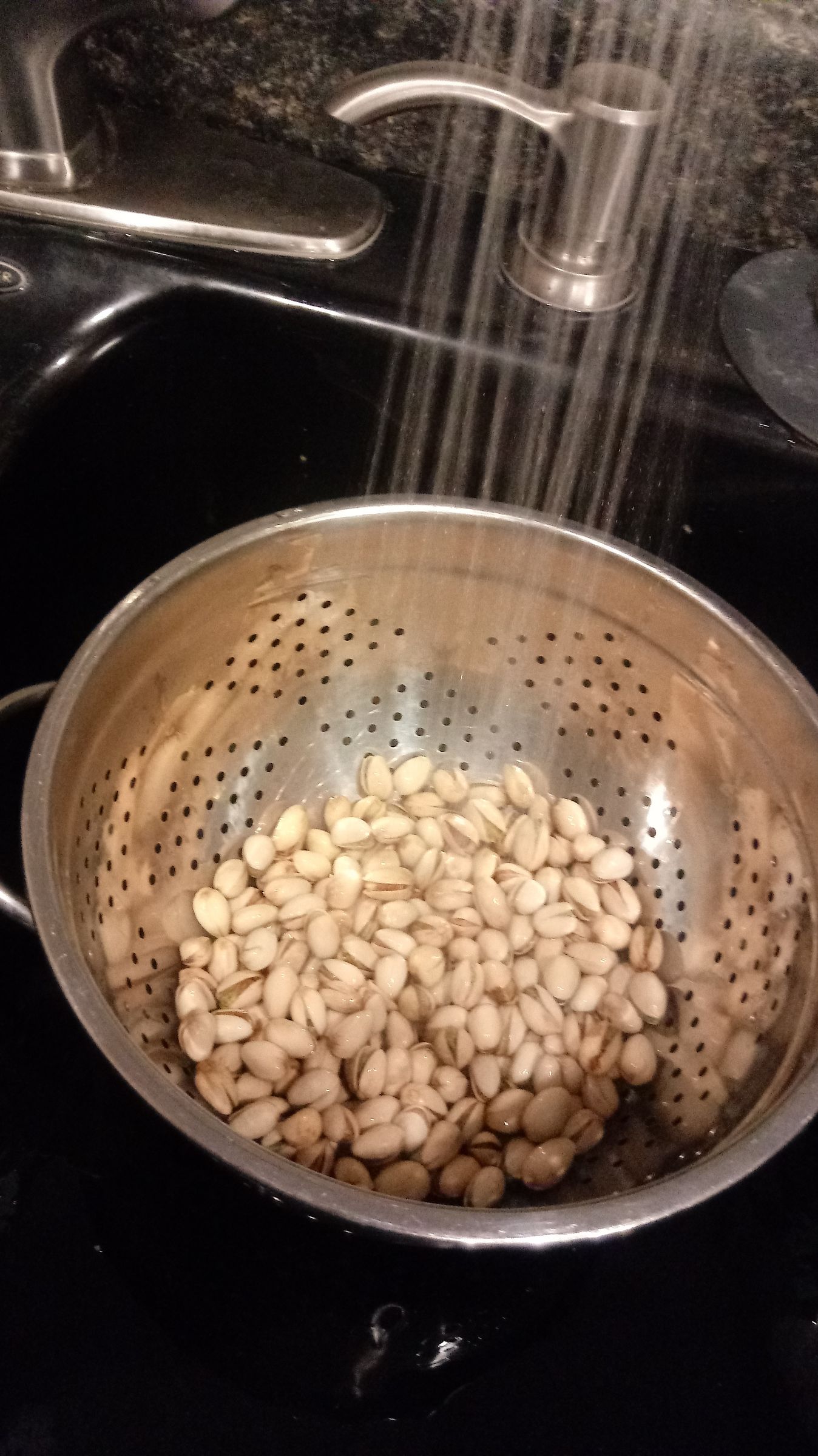 How to Shell Pistachios Easily : 8 Steps - Instructables