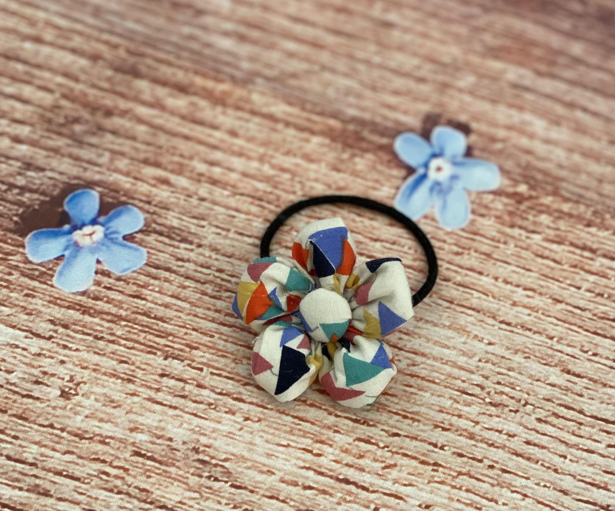 Flowers From Recycled Material : 8 Steps (with Pictures) - Instructables