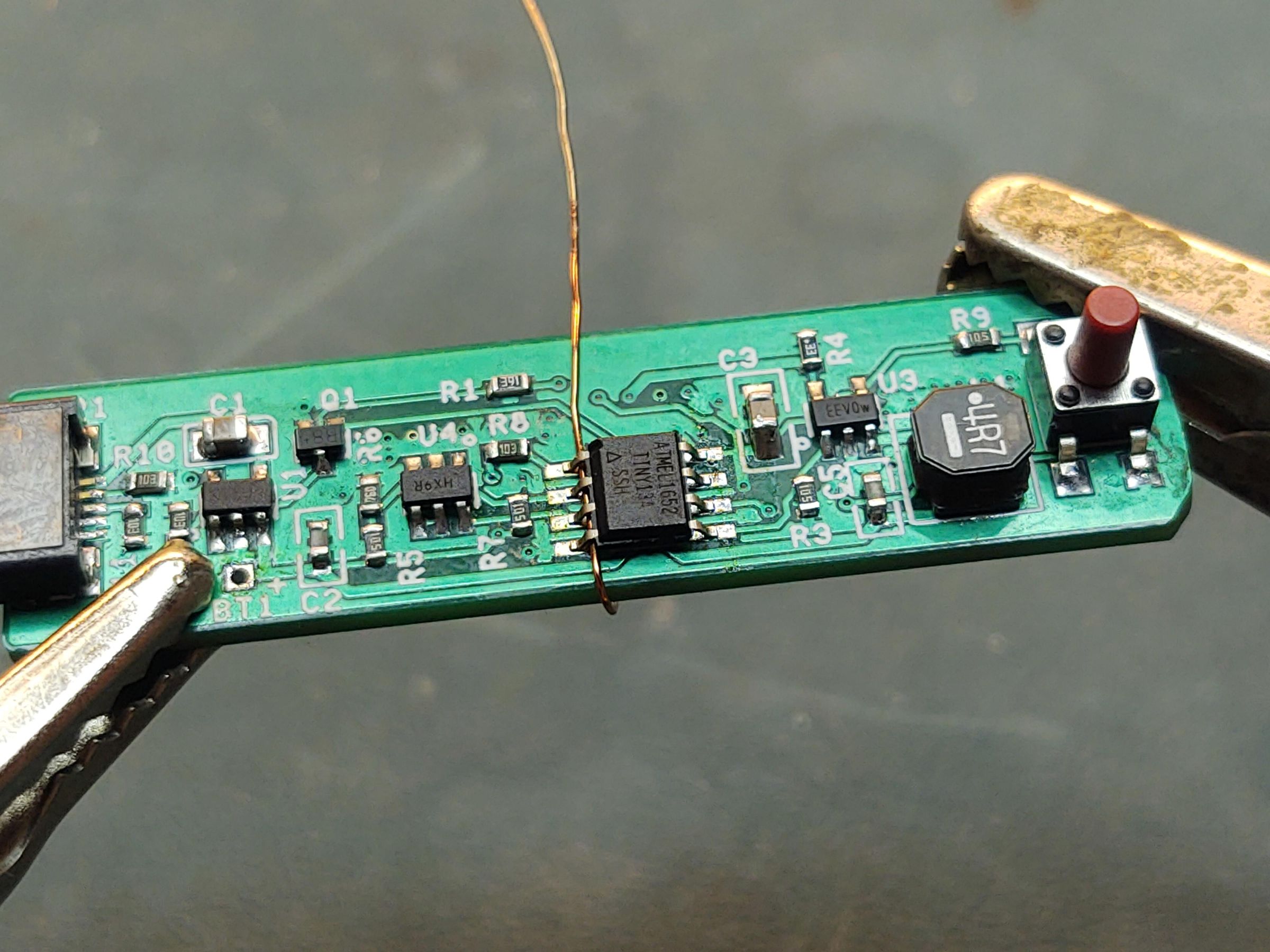 Surface Mount Chip Removal - Using Only Soldering Iron and Magnet Wire ...