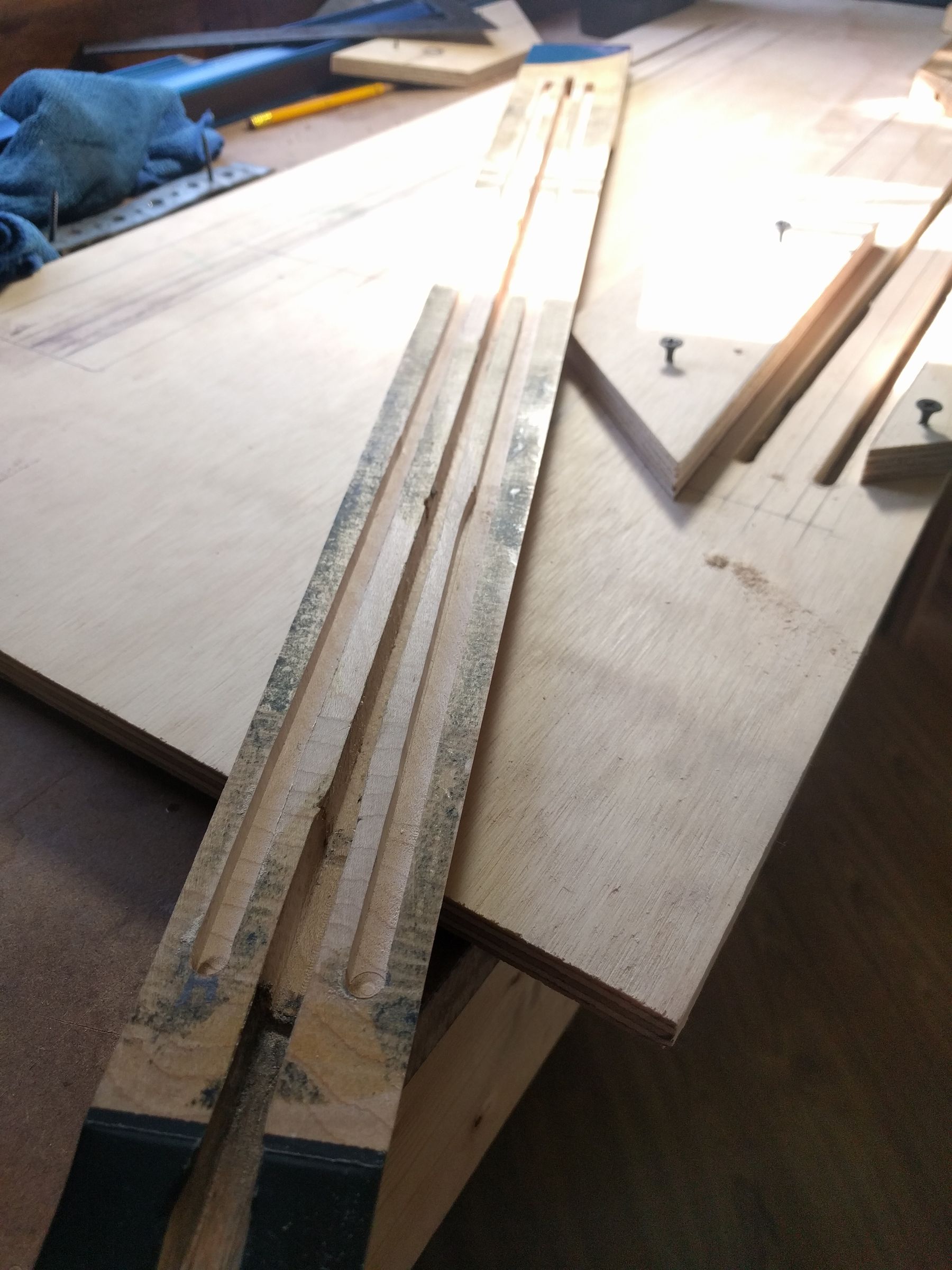 Replacing the Truss Rod in a Bass Guitar : 10 Steps (with Pictures ...