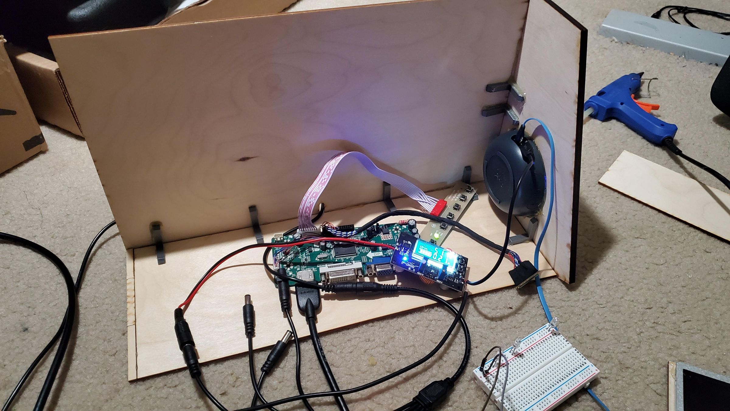 DIY Smart Mirror W/ Google Assistant & Wireless Charging - 2021 : 9 ...