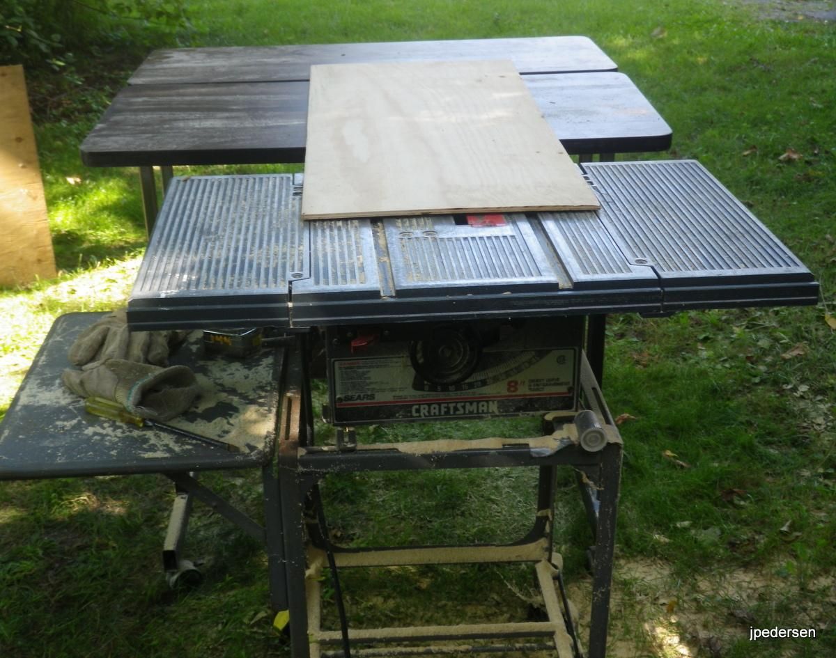 A Versatile Outfeed Table for a Table Saw. - Instructables