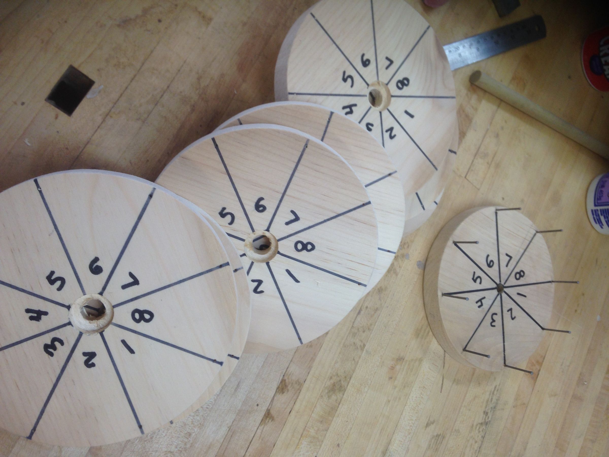 Ripp'n Wheel'n Spin'n Wheel for the Classroom : 12 Steps (with Pictures ...