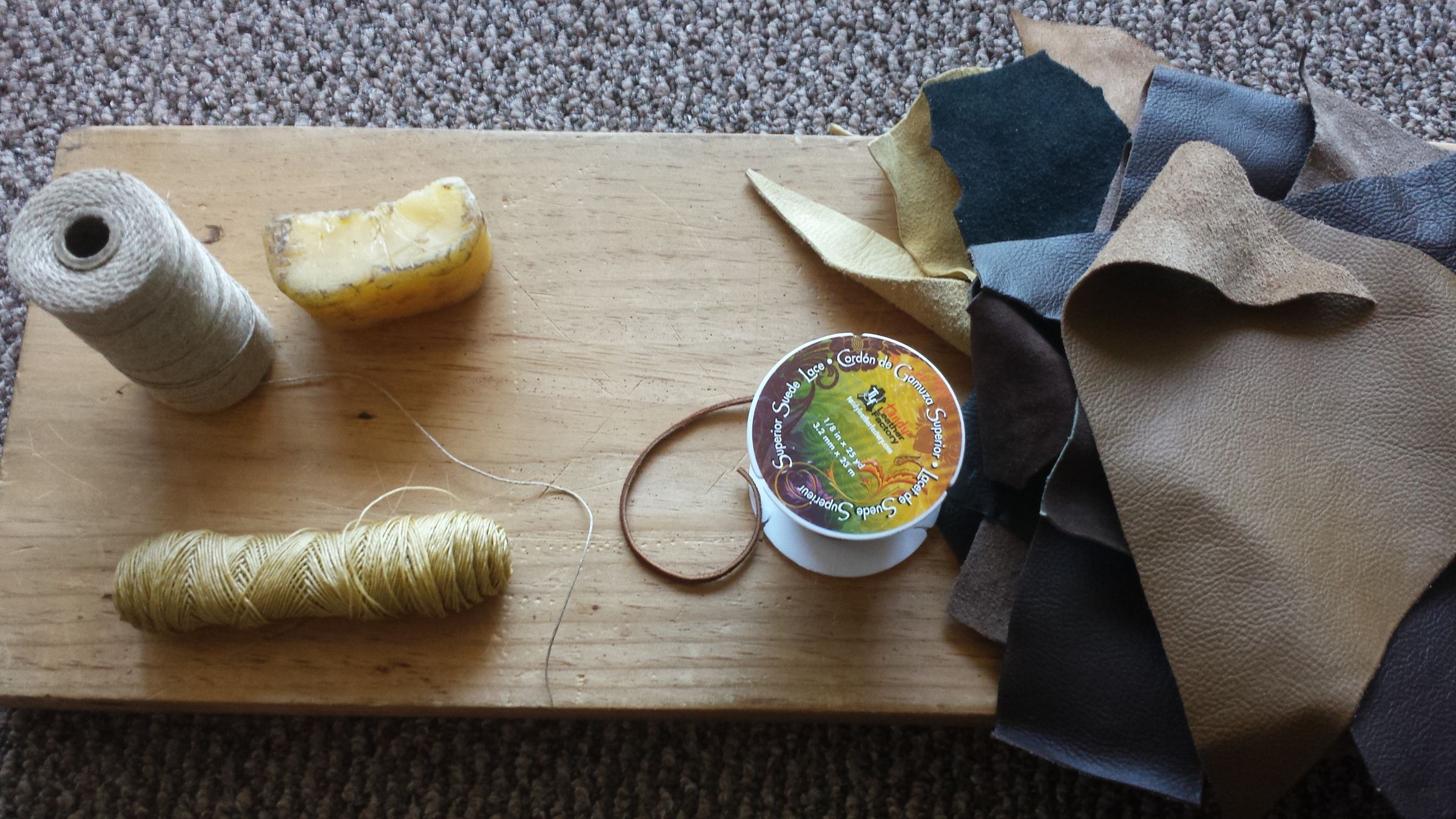 Skyrim Inspired Leather Coin Pouch/Dice Bag : 7 Steps (with Pictures ...