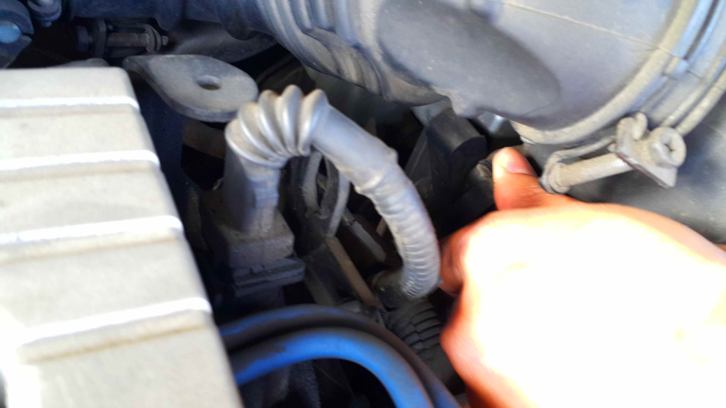 Quick Clean for an Engine Air Filter. : 4 Steps - Instructables