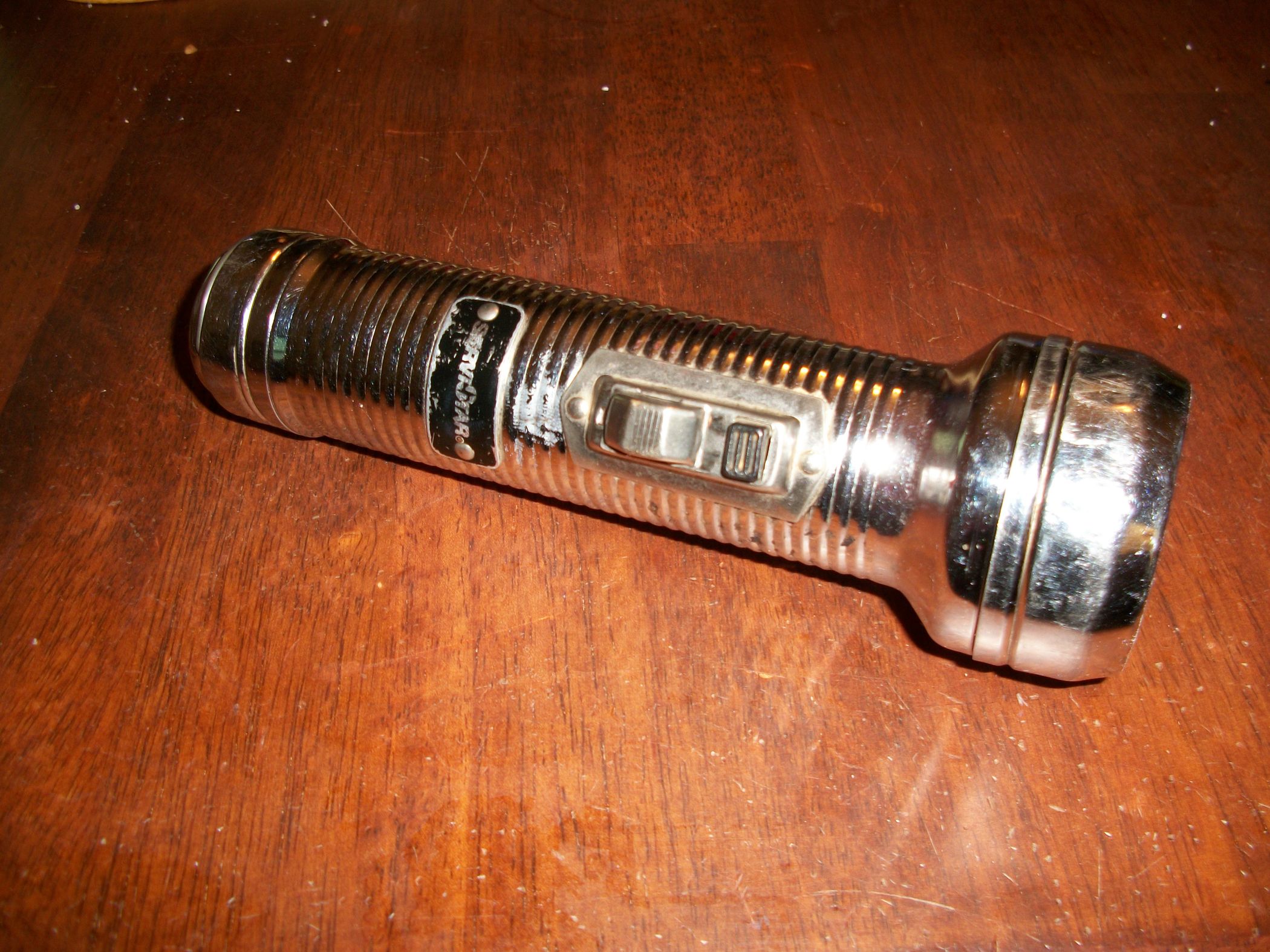Double Flashlight : 5 Steps - Instructables